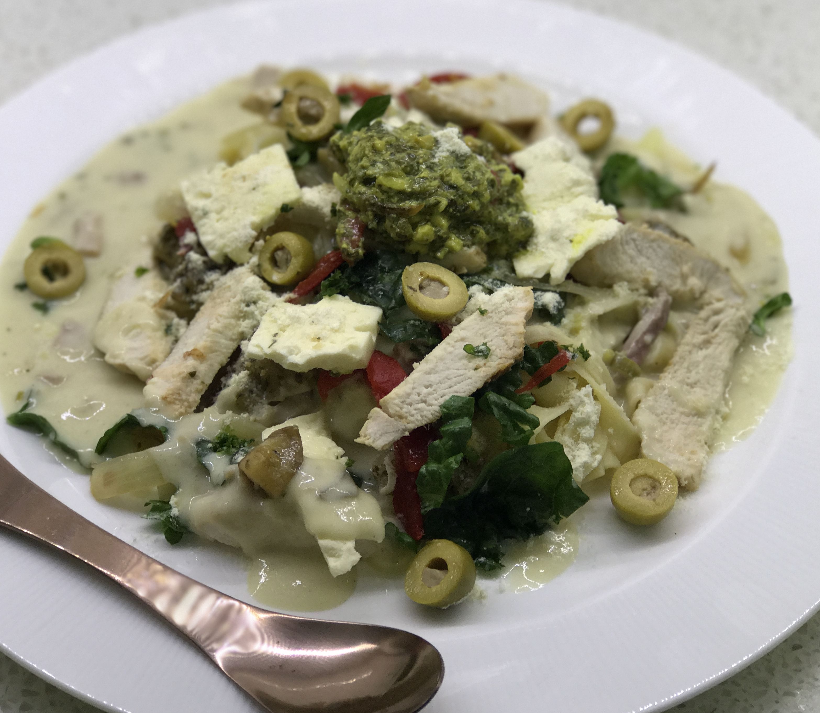 Chicken and Feta cheese fettuccine | bunch