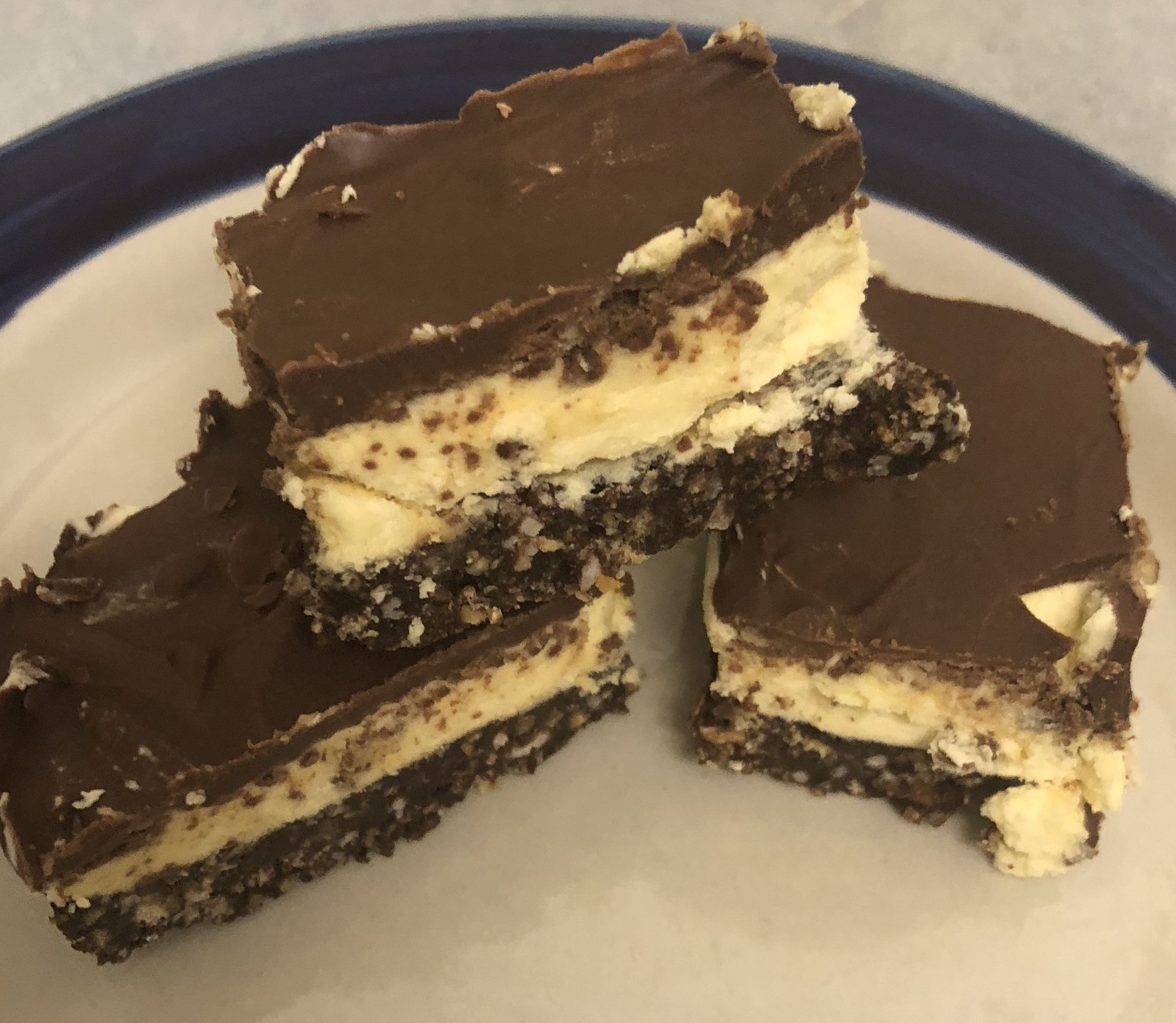 Nanaimo bars (Canadian no bake dessert) | bunch