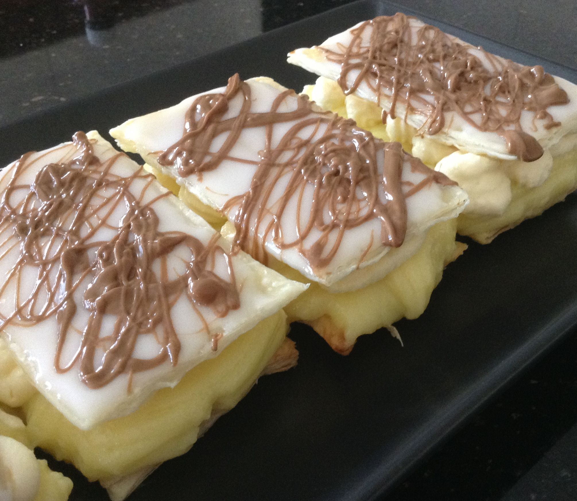 Choc top Vanilla slice | bunch
