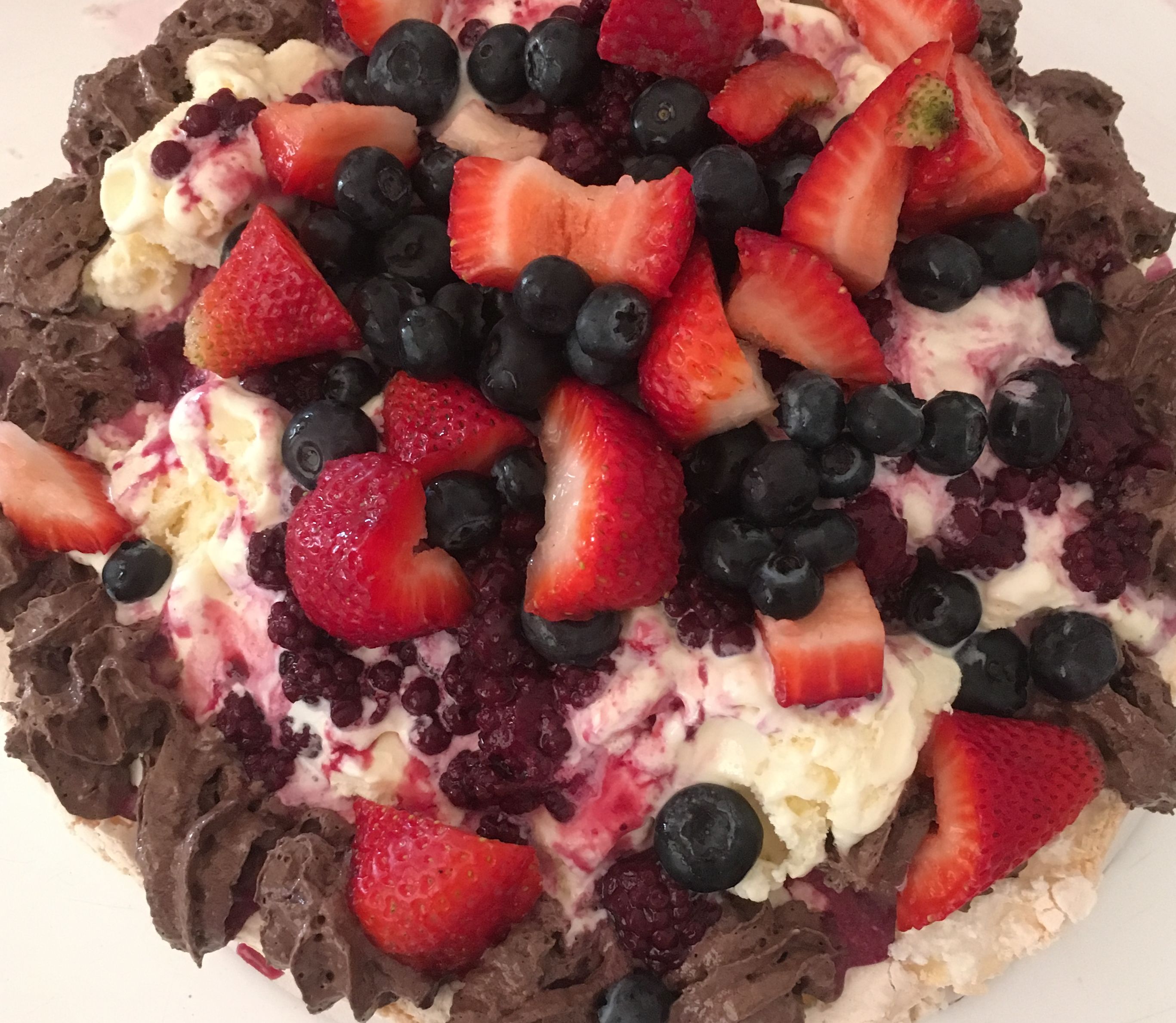 “Frozen” pavlova | bunch