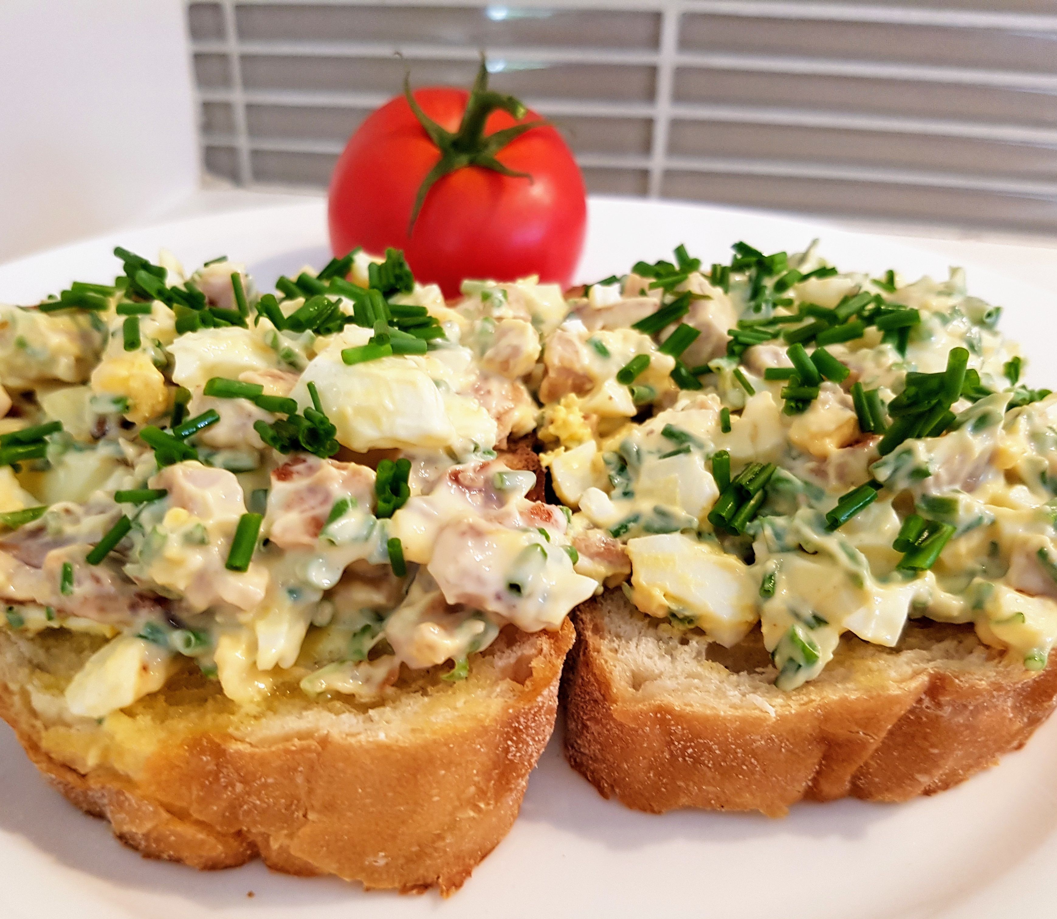 Chunky egg & bacon paste! | bunch