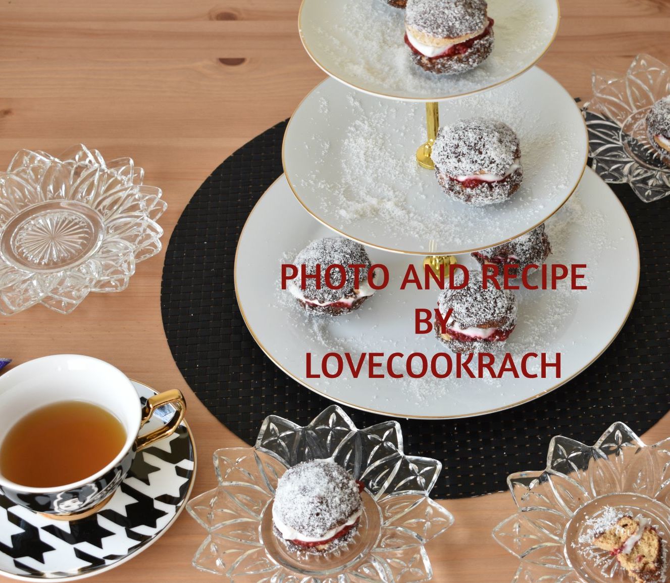 LAMINGTON BISCUITS | bunch