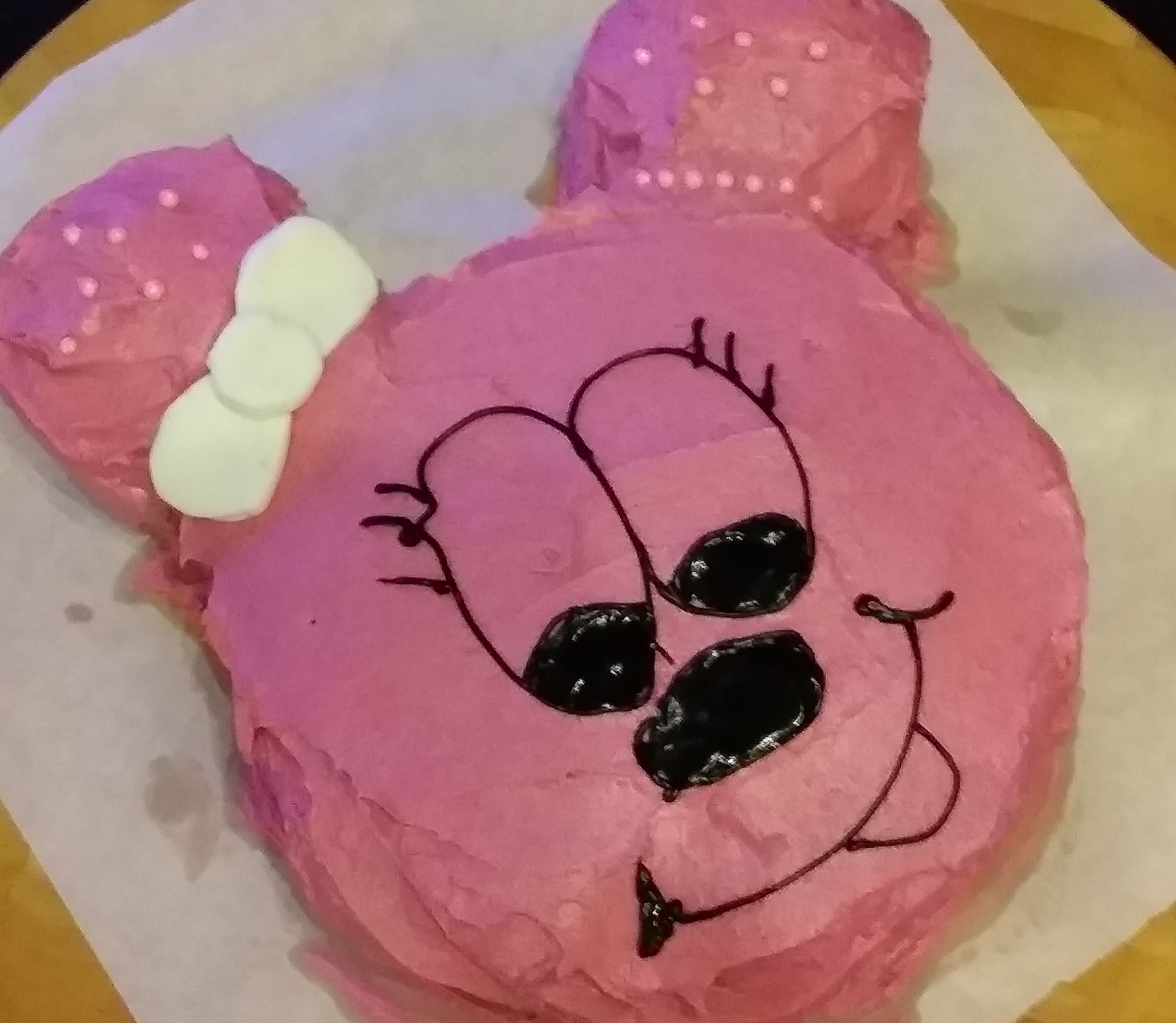 Minnie Mouse cake | bunch
