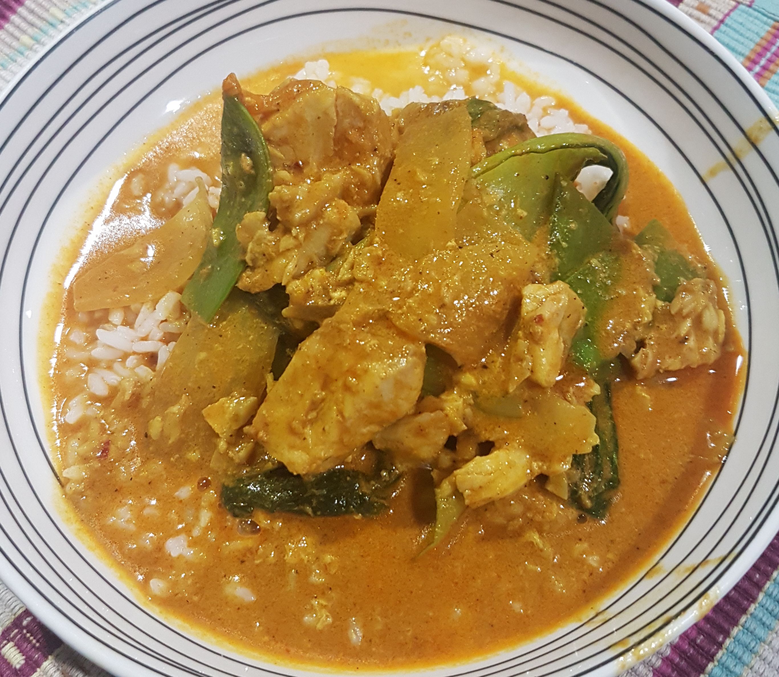 Yellow fish curry | bunch