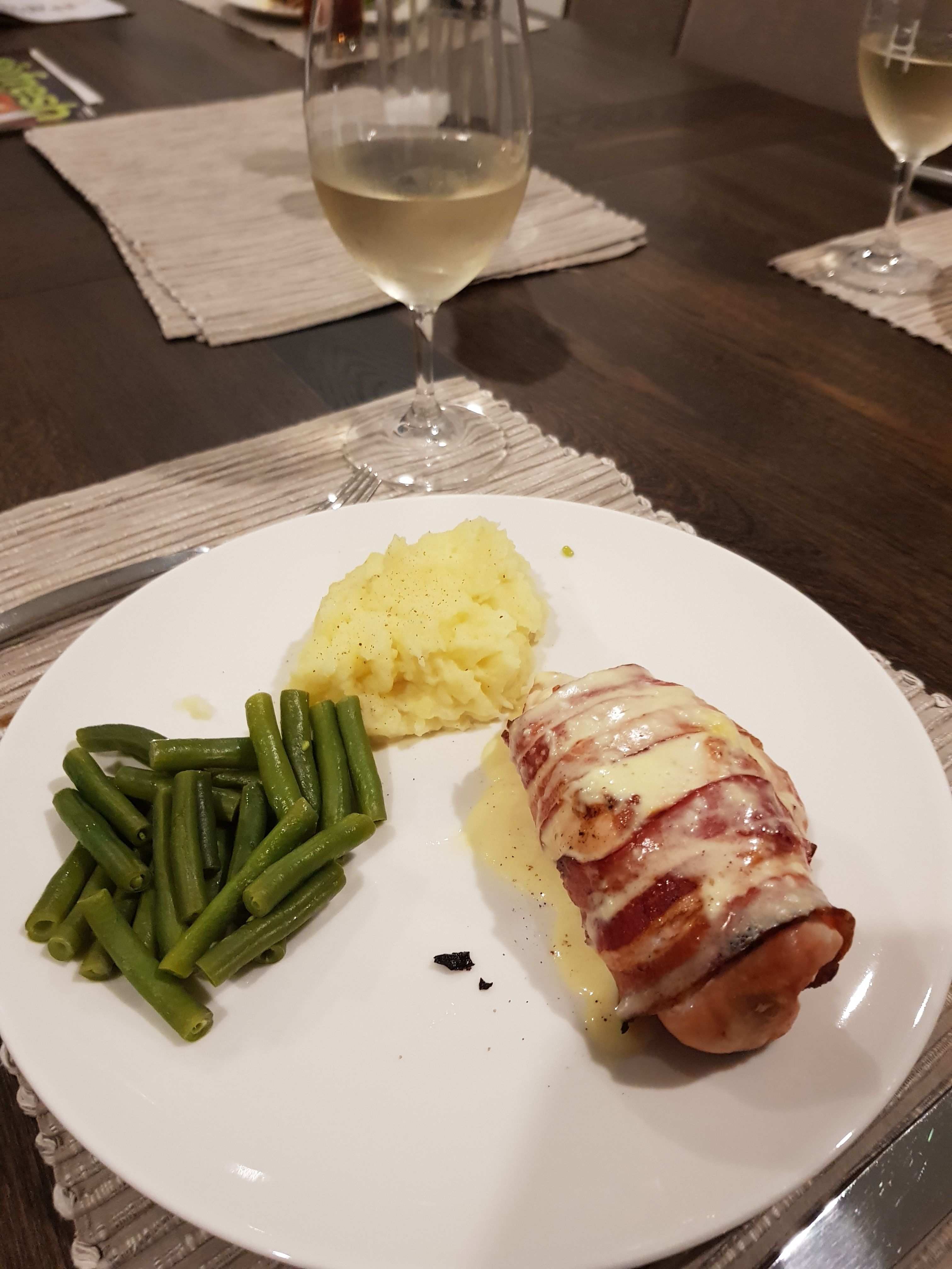 Feta and sun dried tomato stuffed chicken fillets | bunch