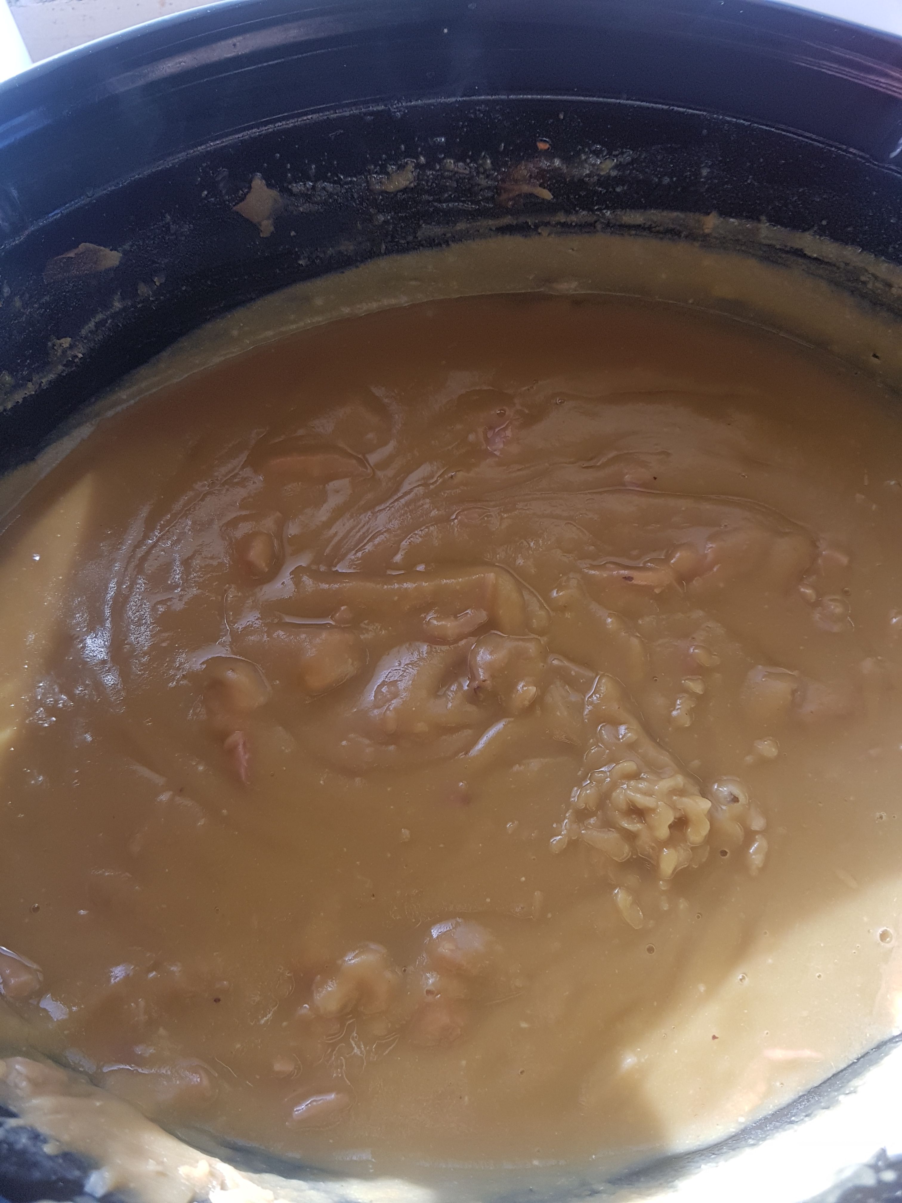 Slow cooked pea and ham soup | bunch