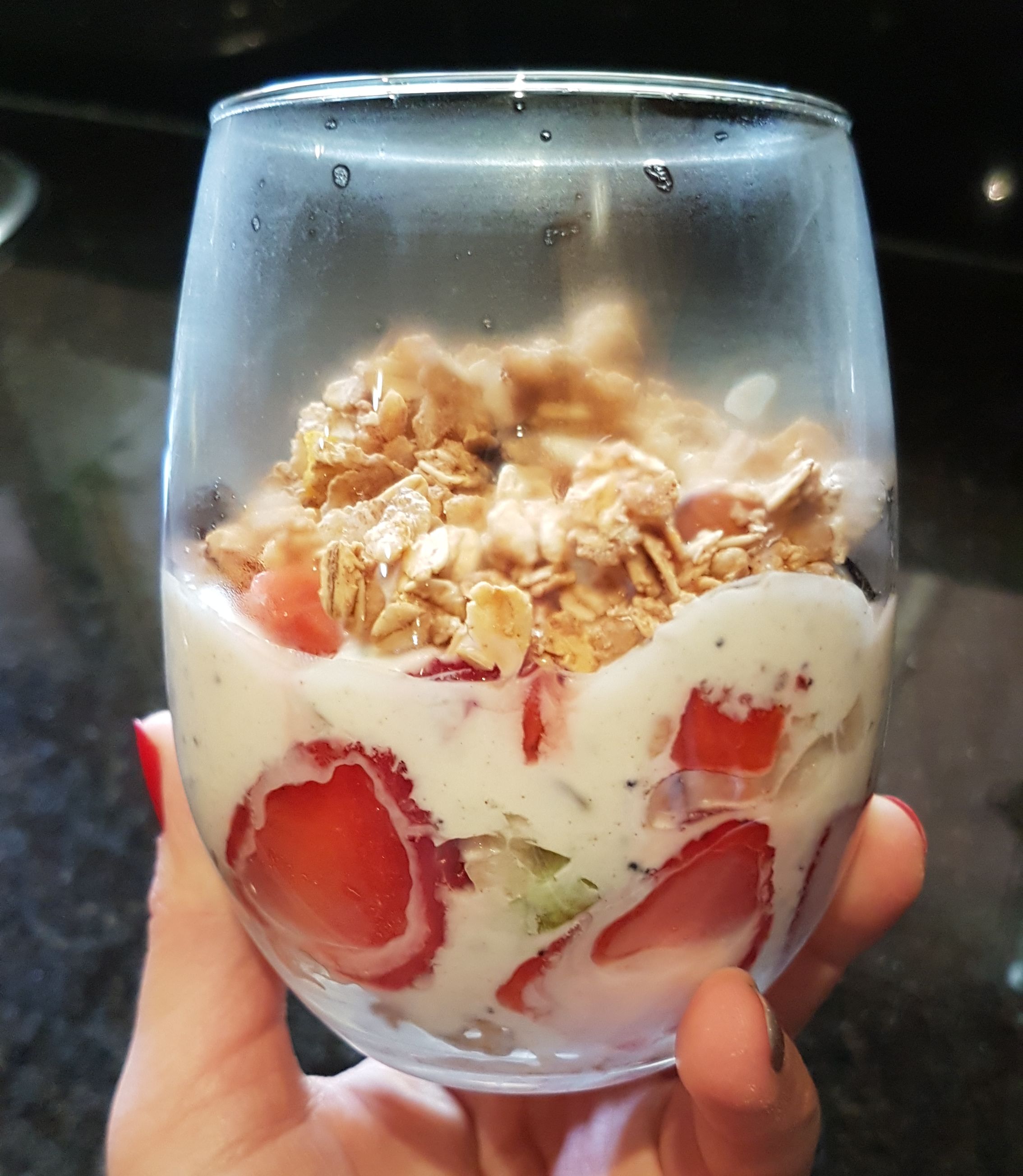 Healthy Yoghurt Parfait | bunch