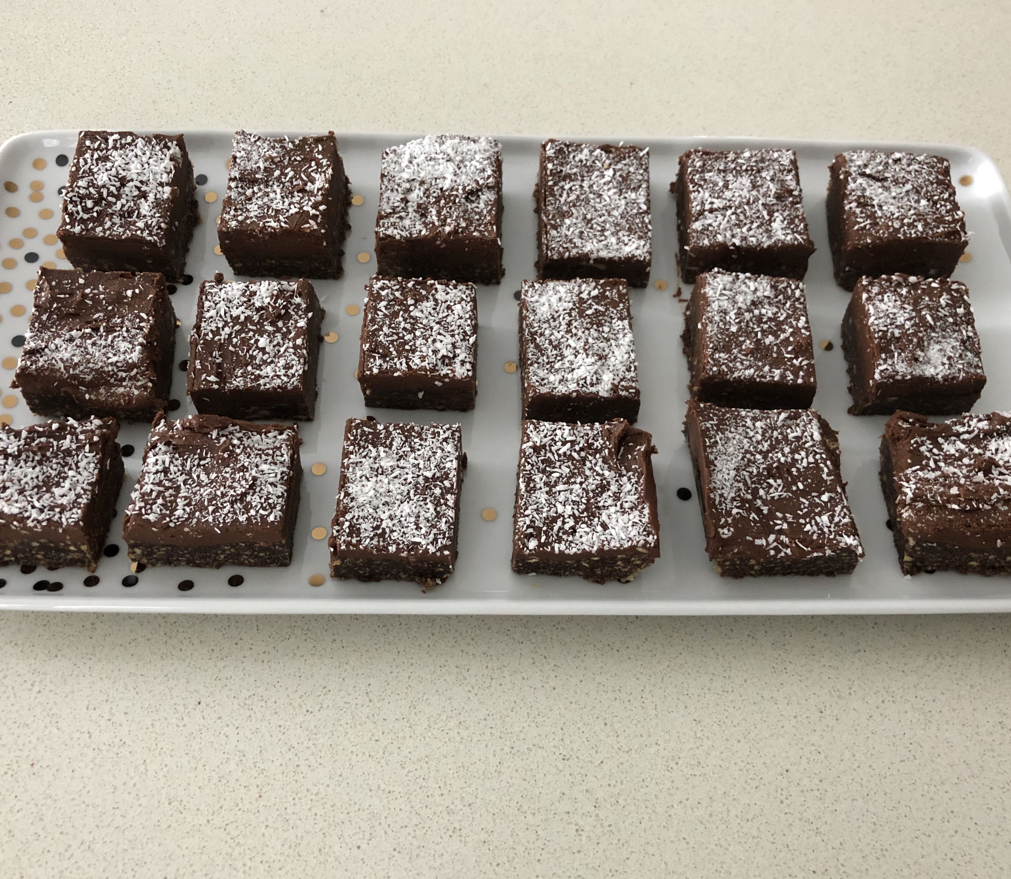 CHOCOLATE SLICE | bunch