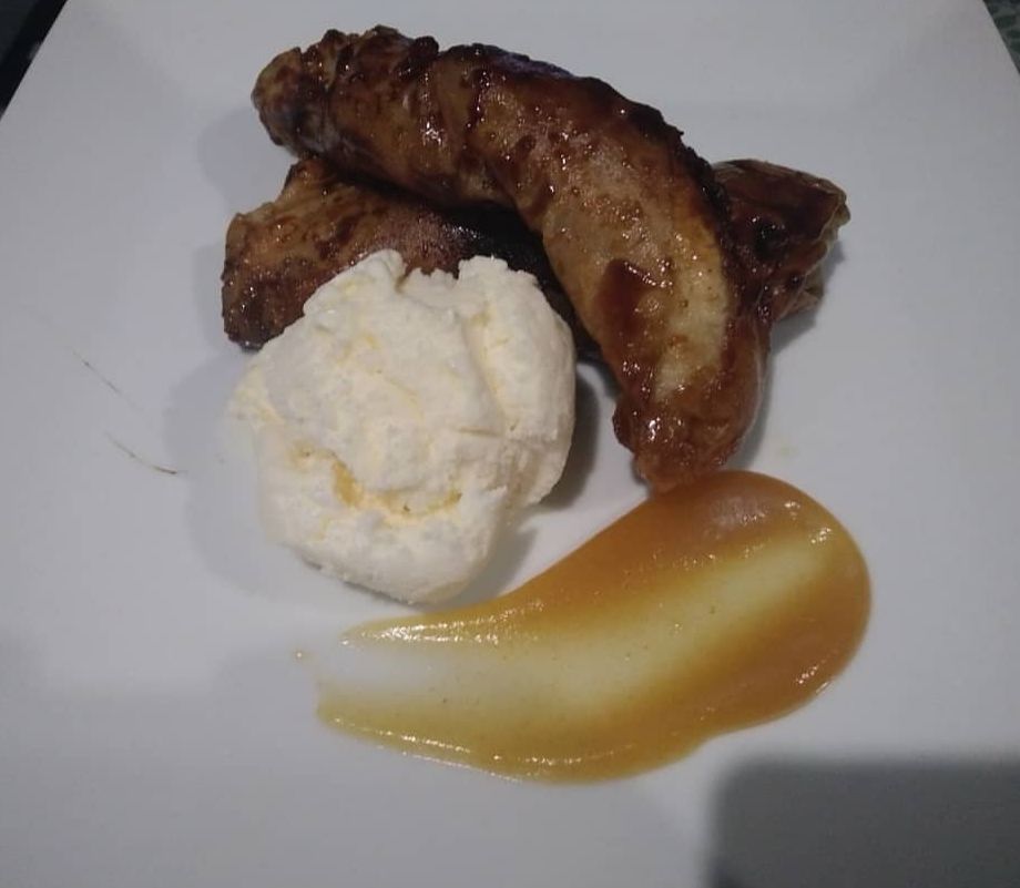 Turon(Deep Fried Banana Roll) | bunch