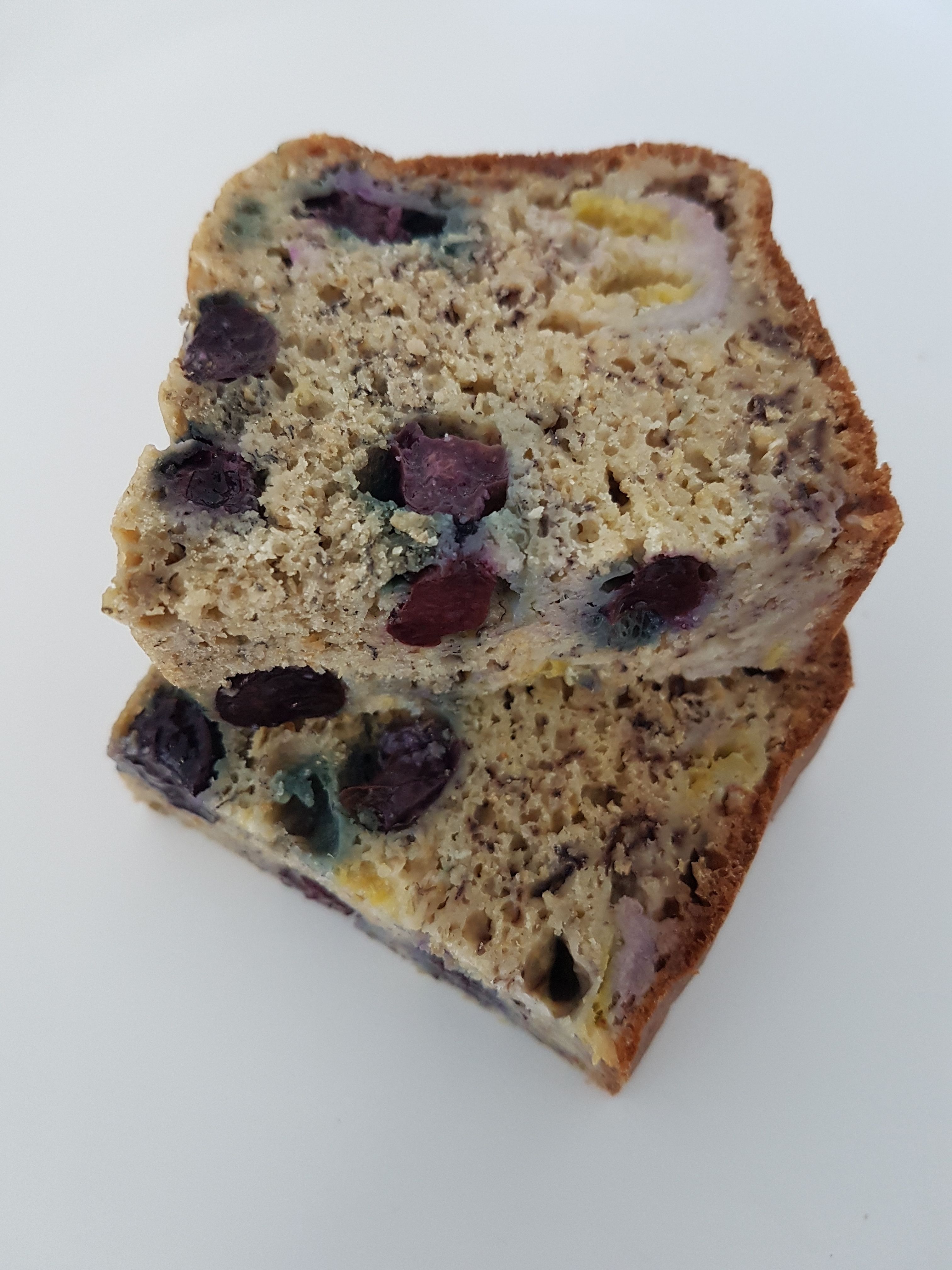 Blueberry, banana & cinnamon loaf | bunch