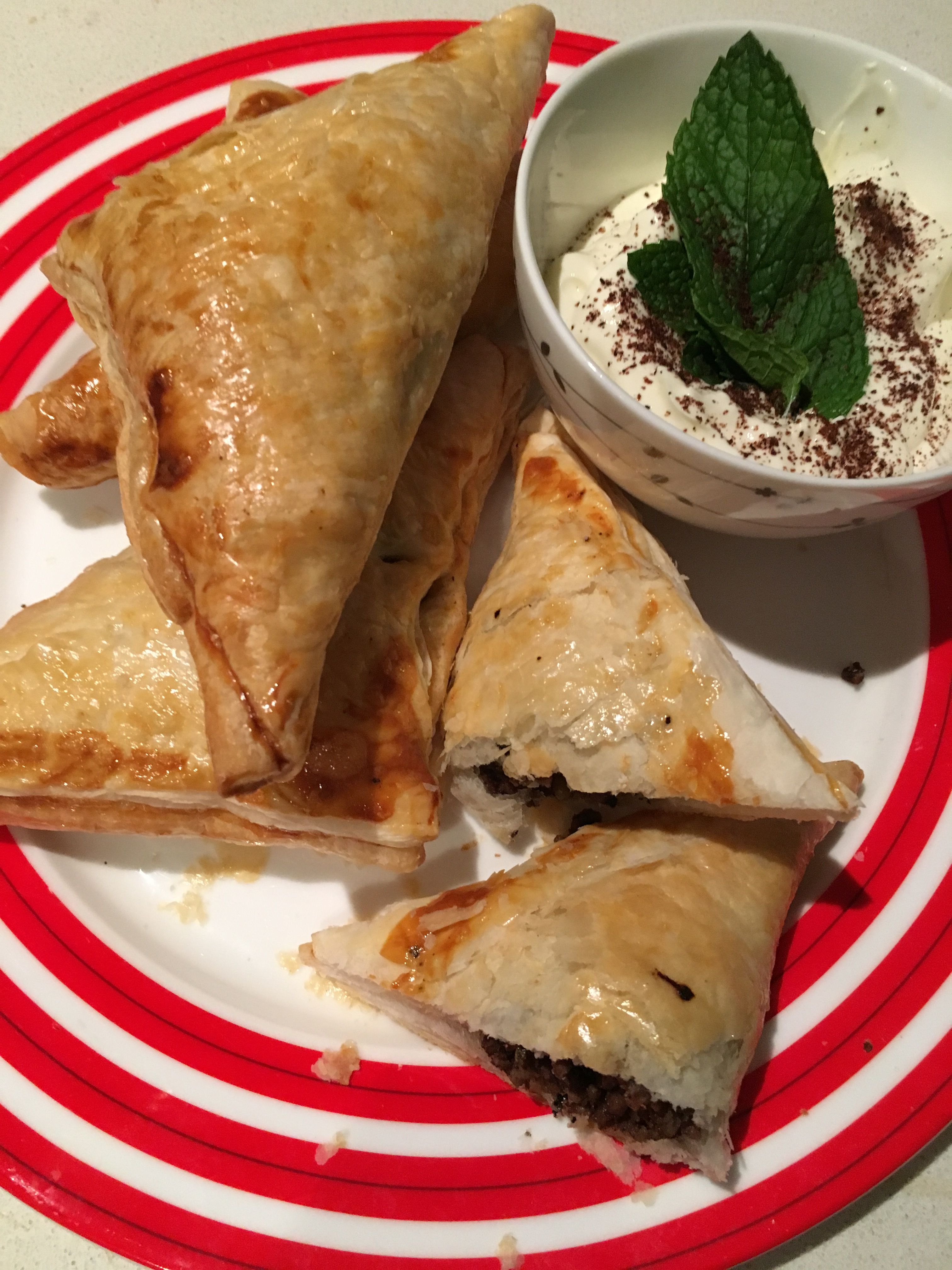 Lebanese Mince Pastries - Sambusic | bunch