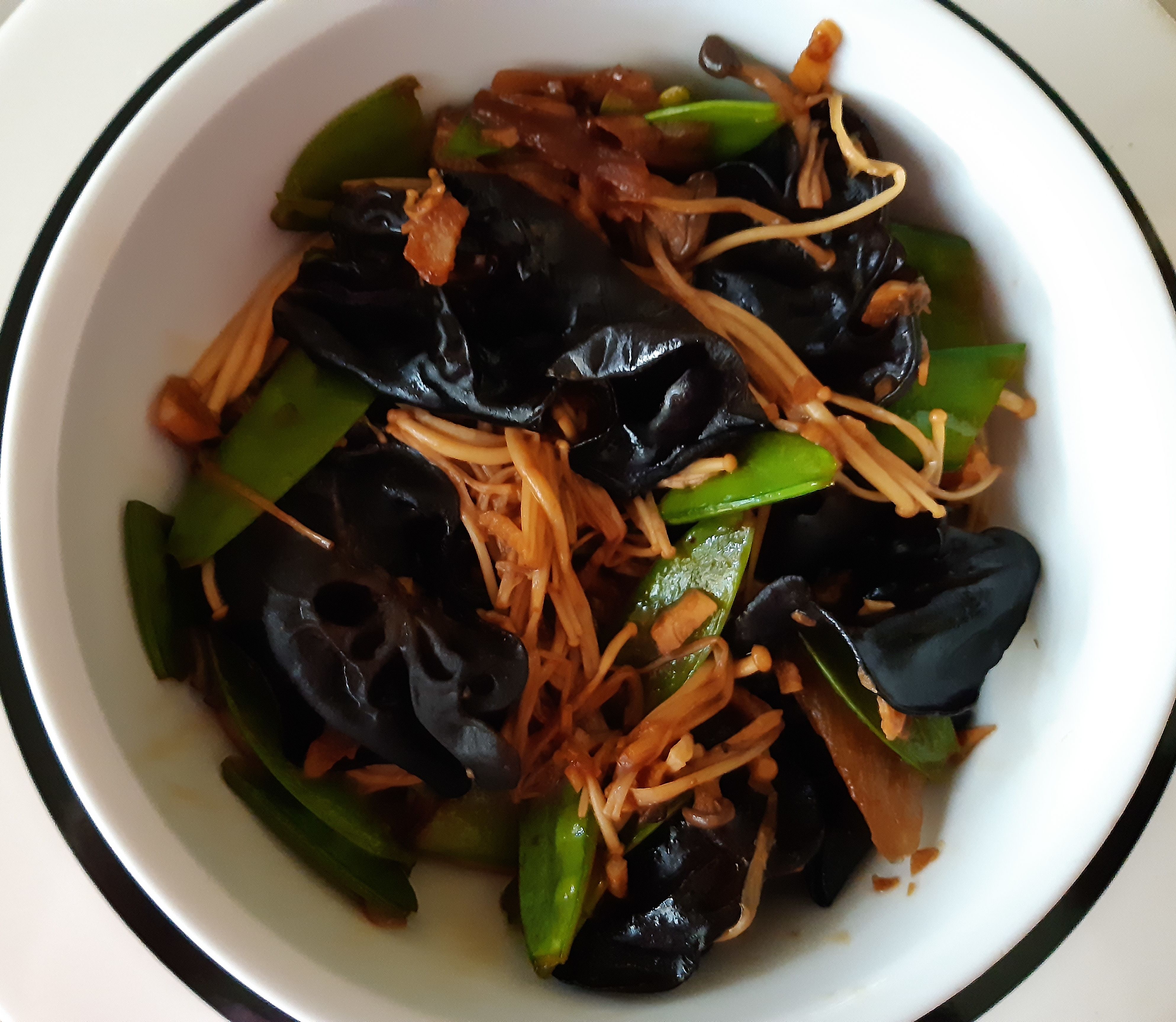 Mushroom and Snow pea stir-fry | bunch