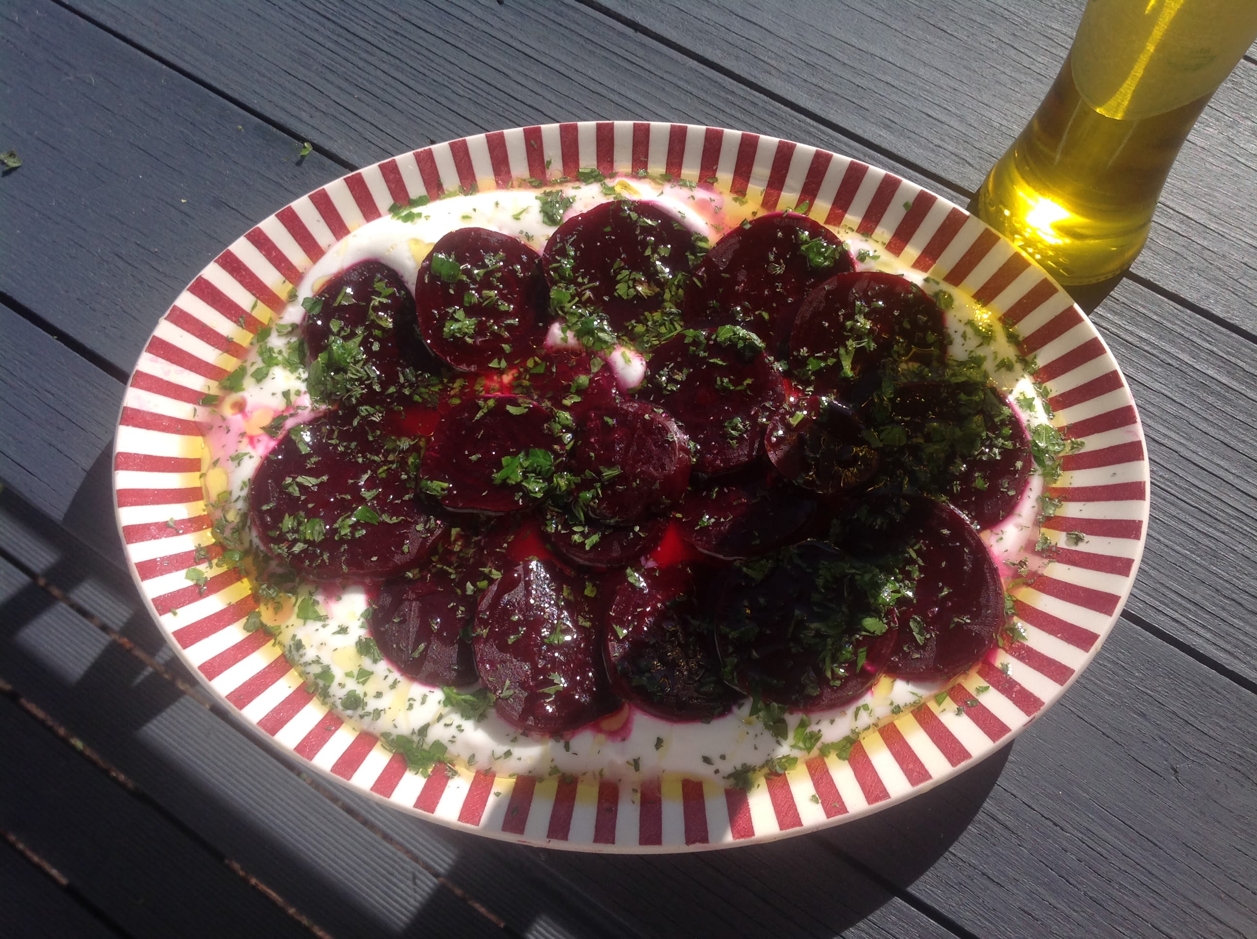 Beetroot with yoghurt | bunch