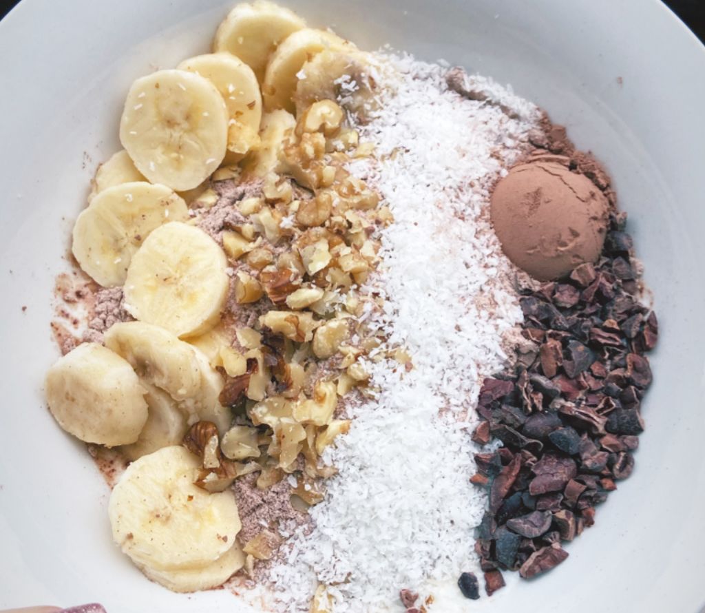Banana Cacao Yoghurt Bowl | bunch