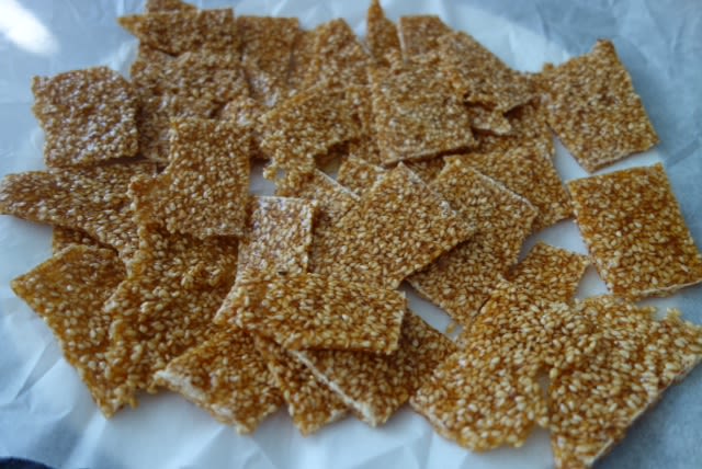 Sesame Snaps | bunch