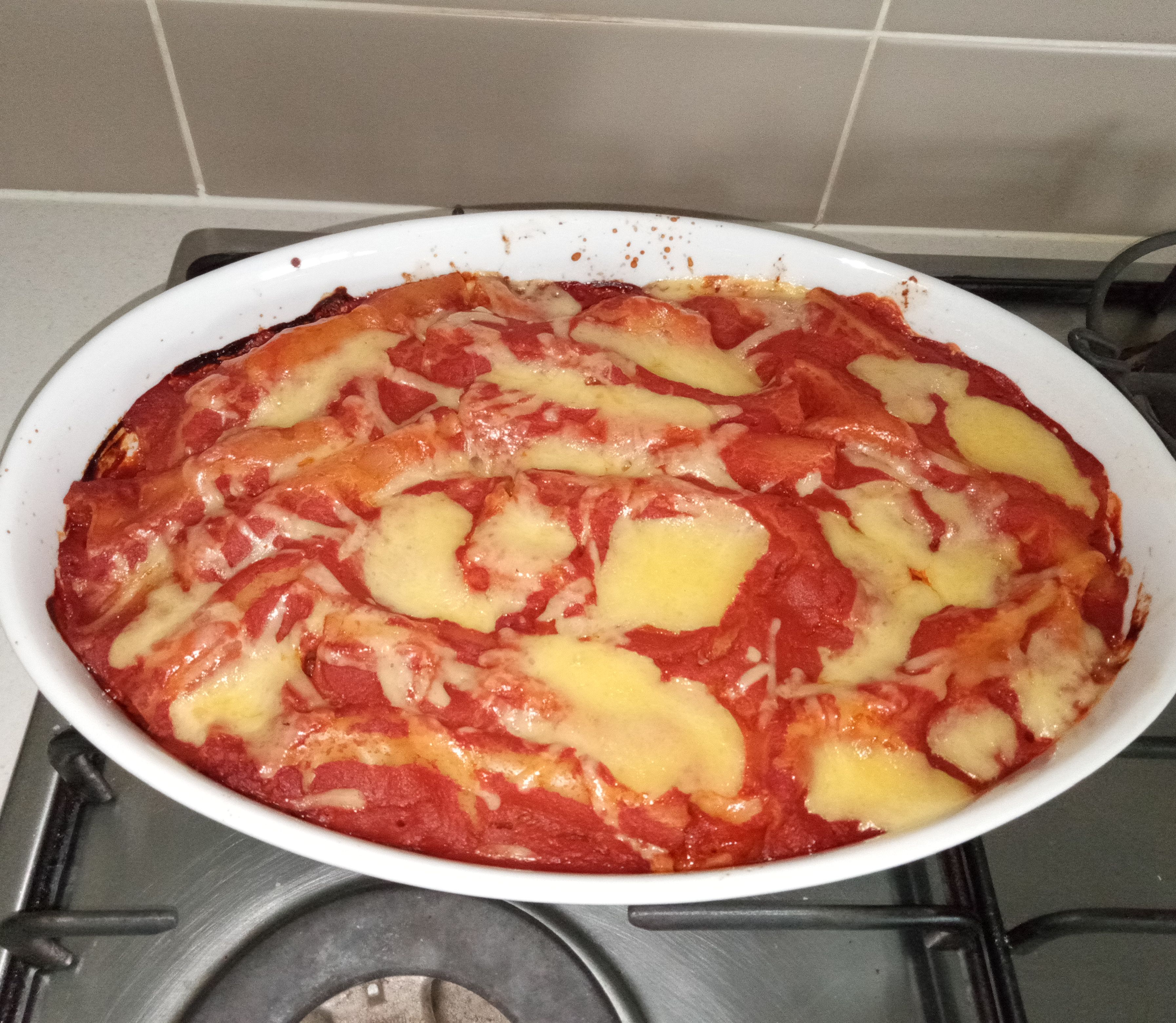 Beef mince stuffed cannelloni pasta | bunch