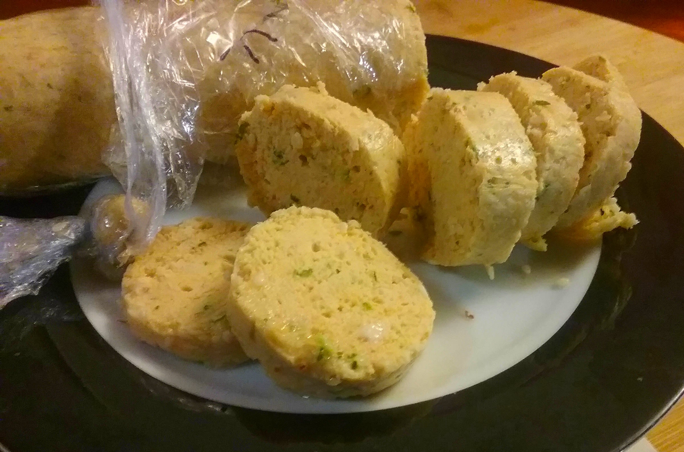 Steamed Thai sesame fish cakes | bunch