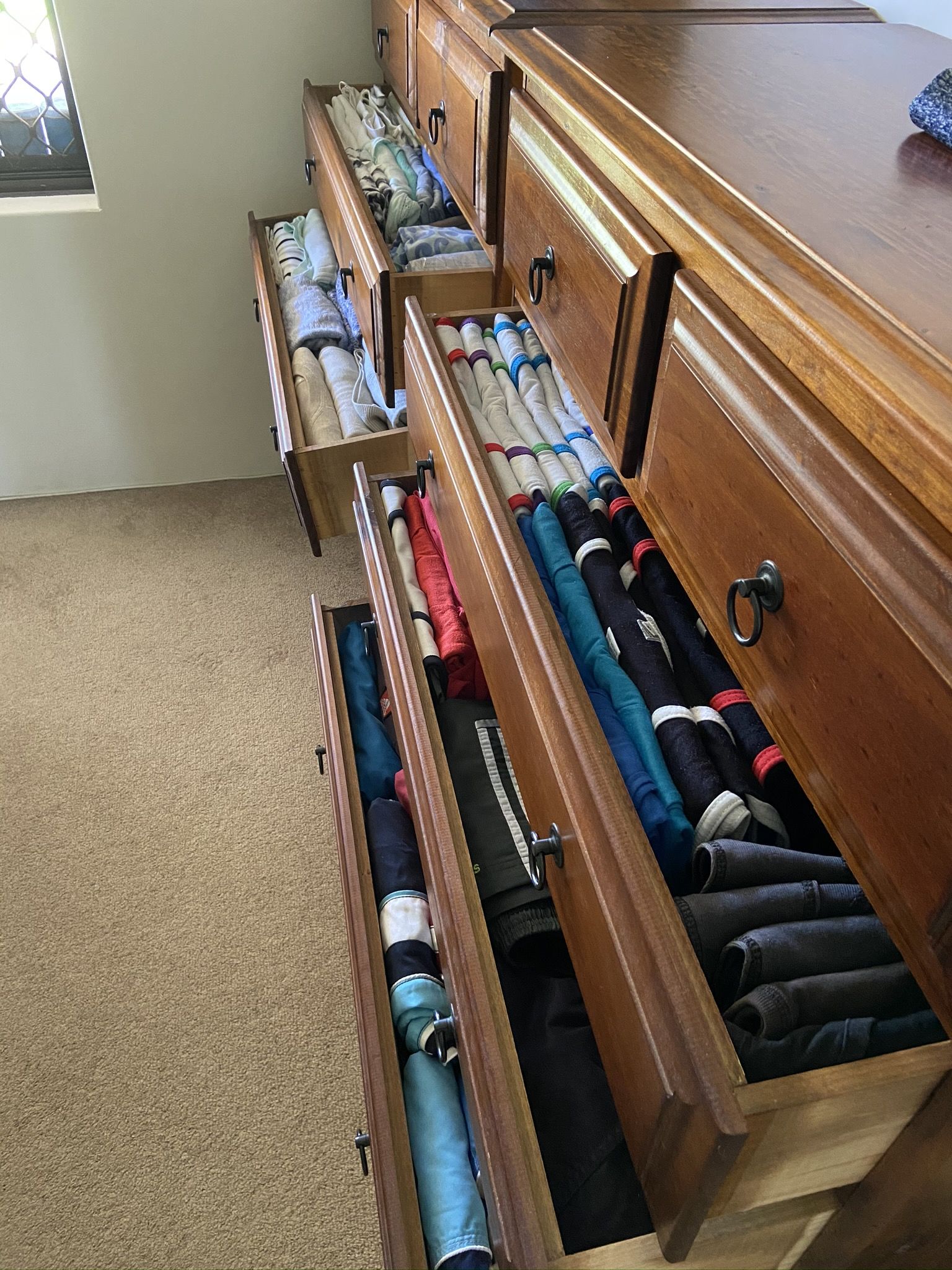 Folding clothes | bunch