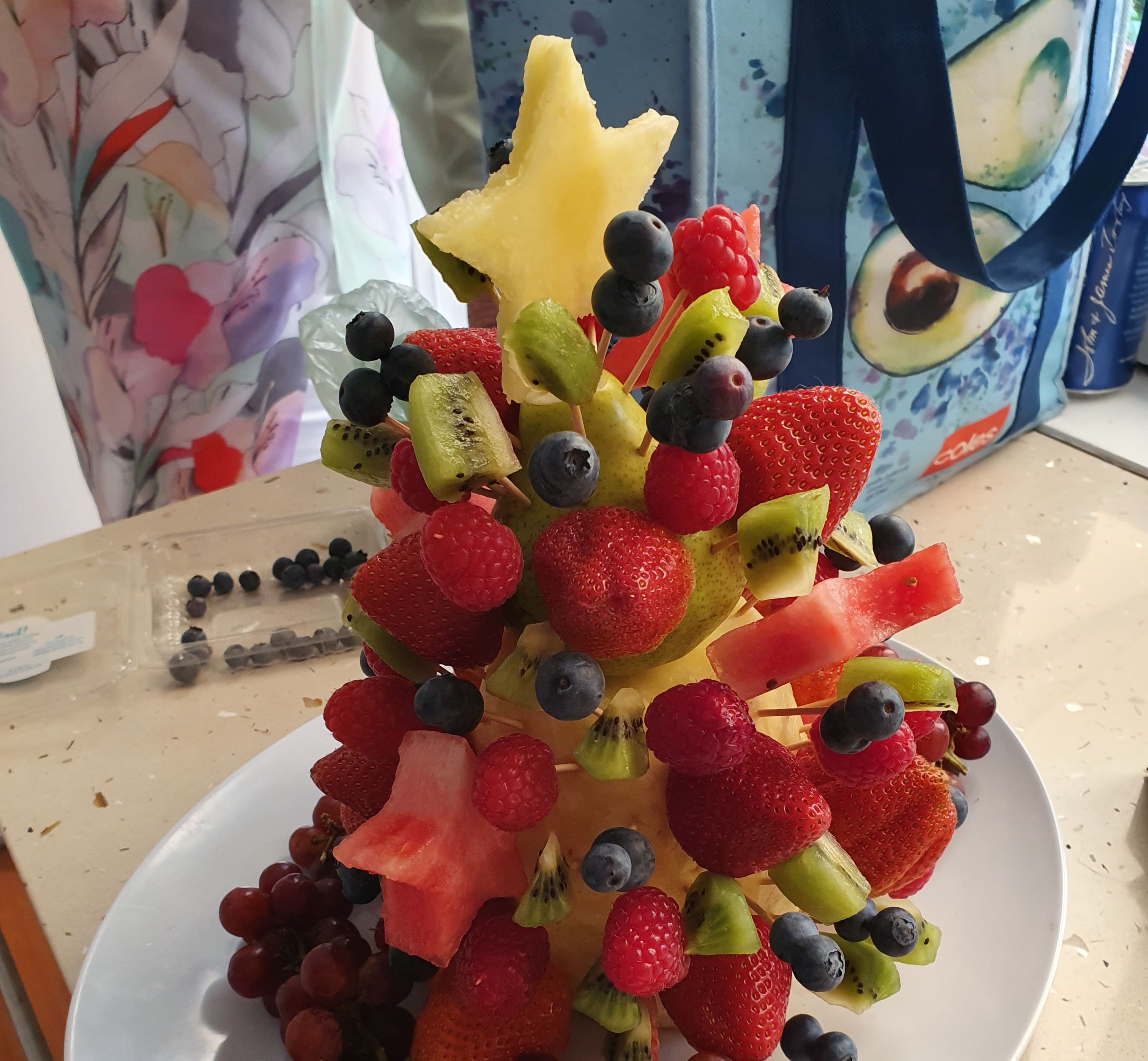 Christmas Fruit Tree | bunch