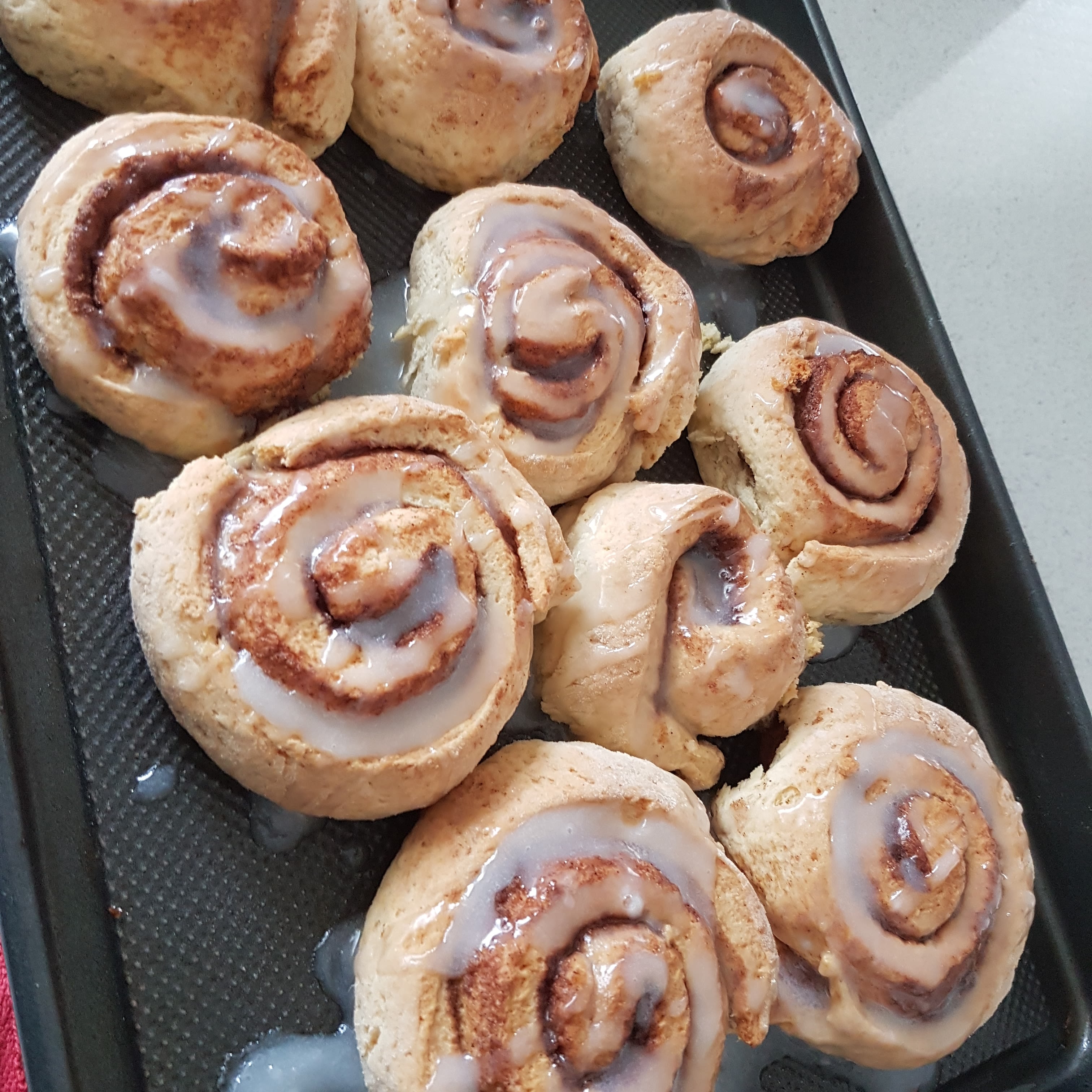 Cinnamon scrolls | bunch