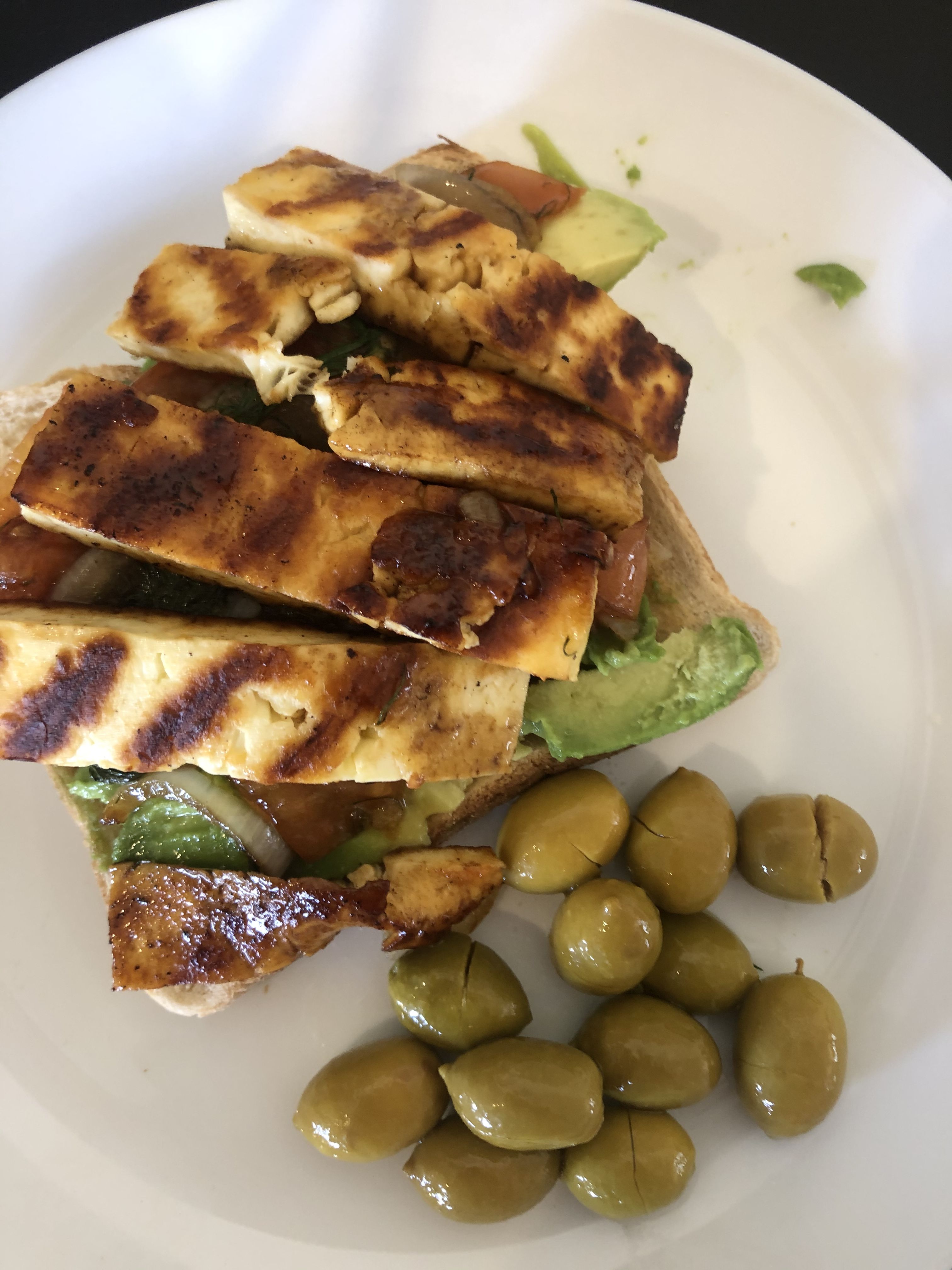 Smashed avo and halloumi cheese open sandwich | bunch