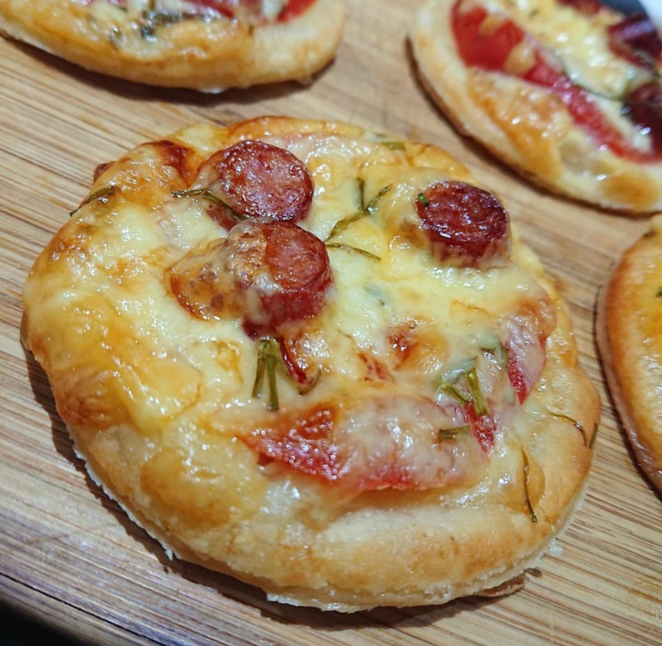Mini gluten free puff pastry pizzas | bunch