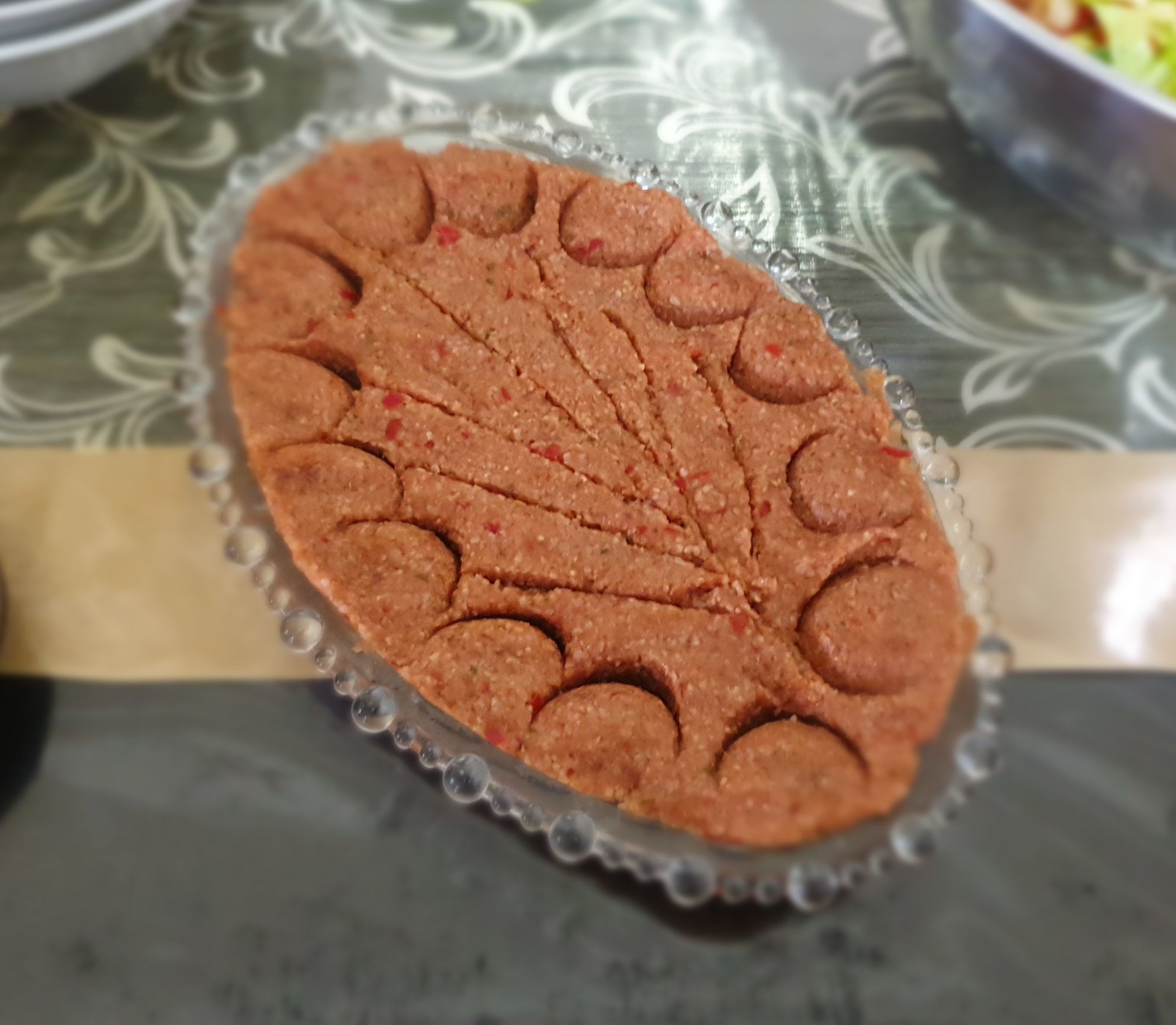 Kibbe nayeh (with burgal and without) | bunch