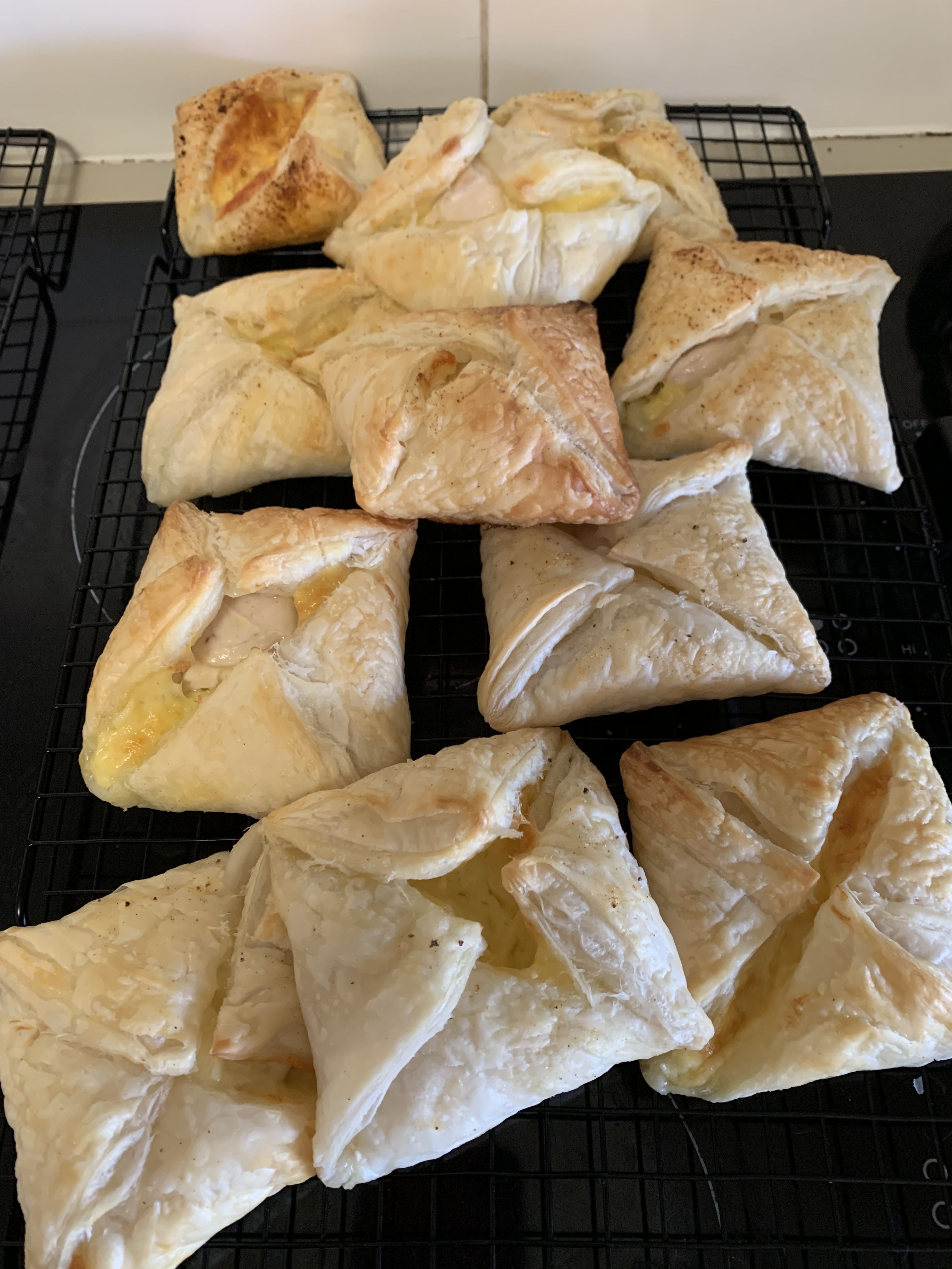 Chicken and cheese pillows | bunch