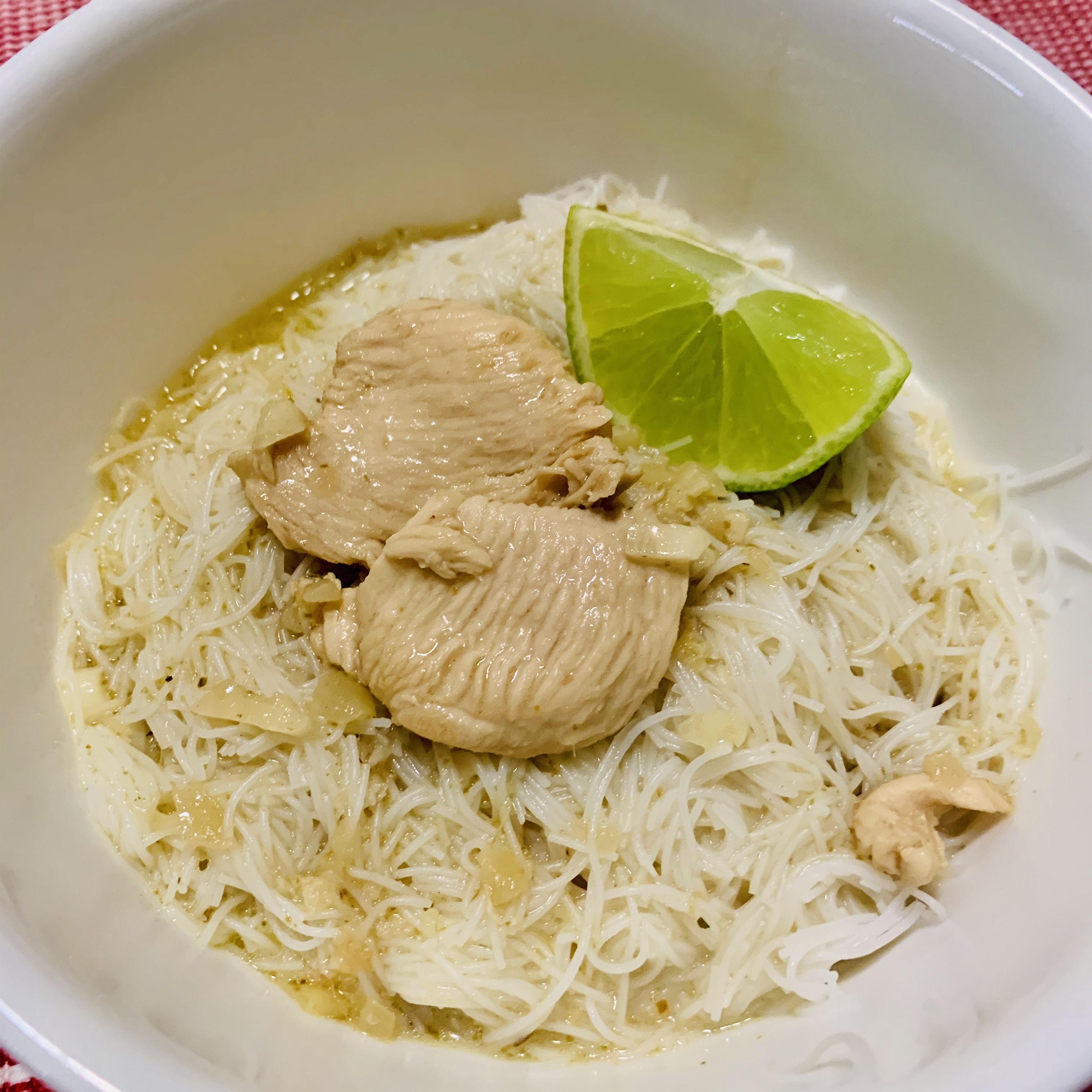 Chicken curry with Rice Vermicelli | bunch
