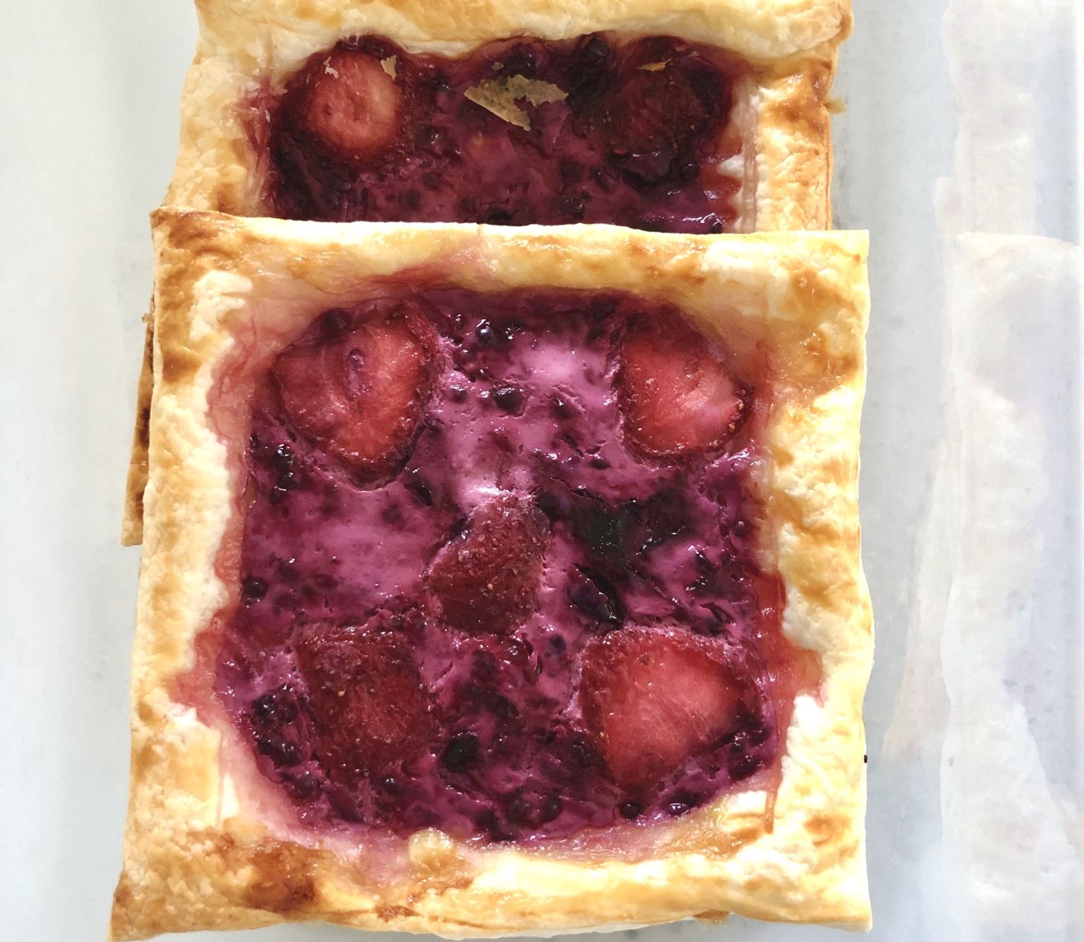 Sweet Strawberry breakfast pastry | bunch