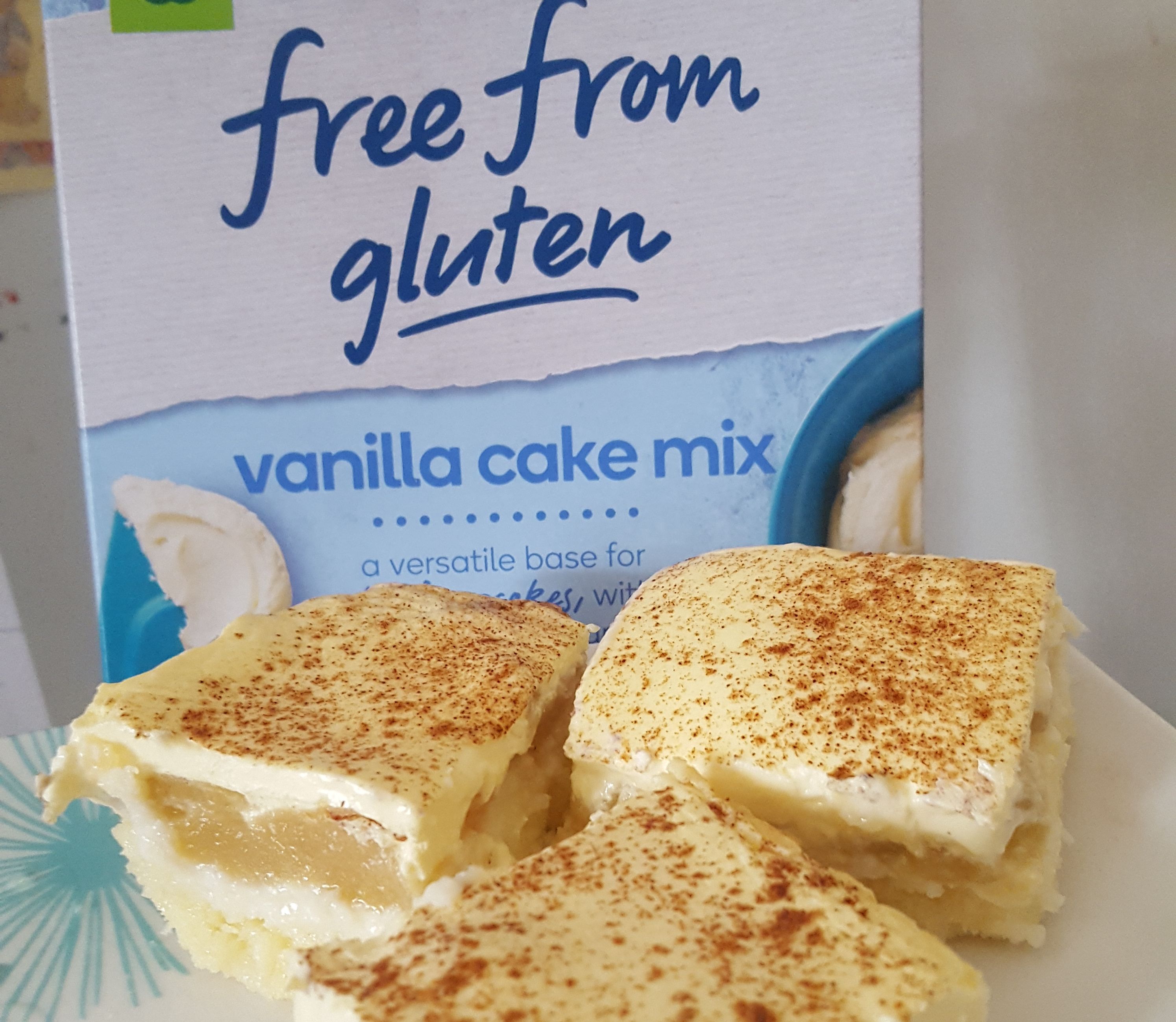 Gluten Free Apple and Cinnamon Slice - Yummy | bunch