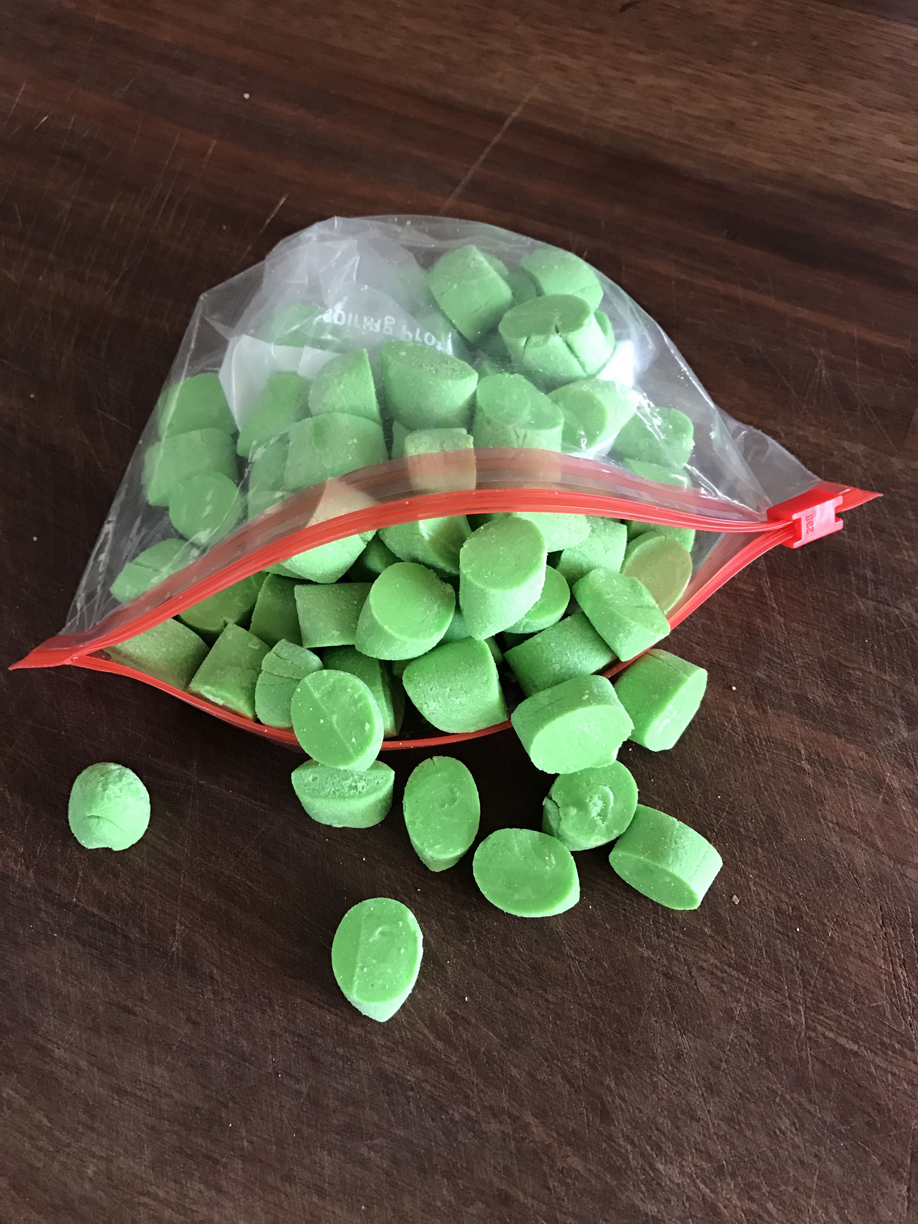 Milk mint chews | bunch