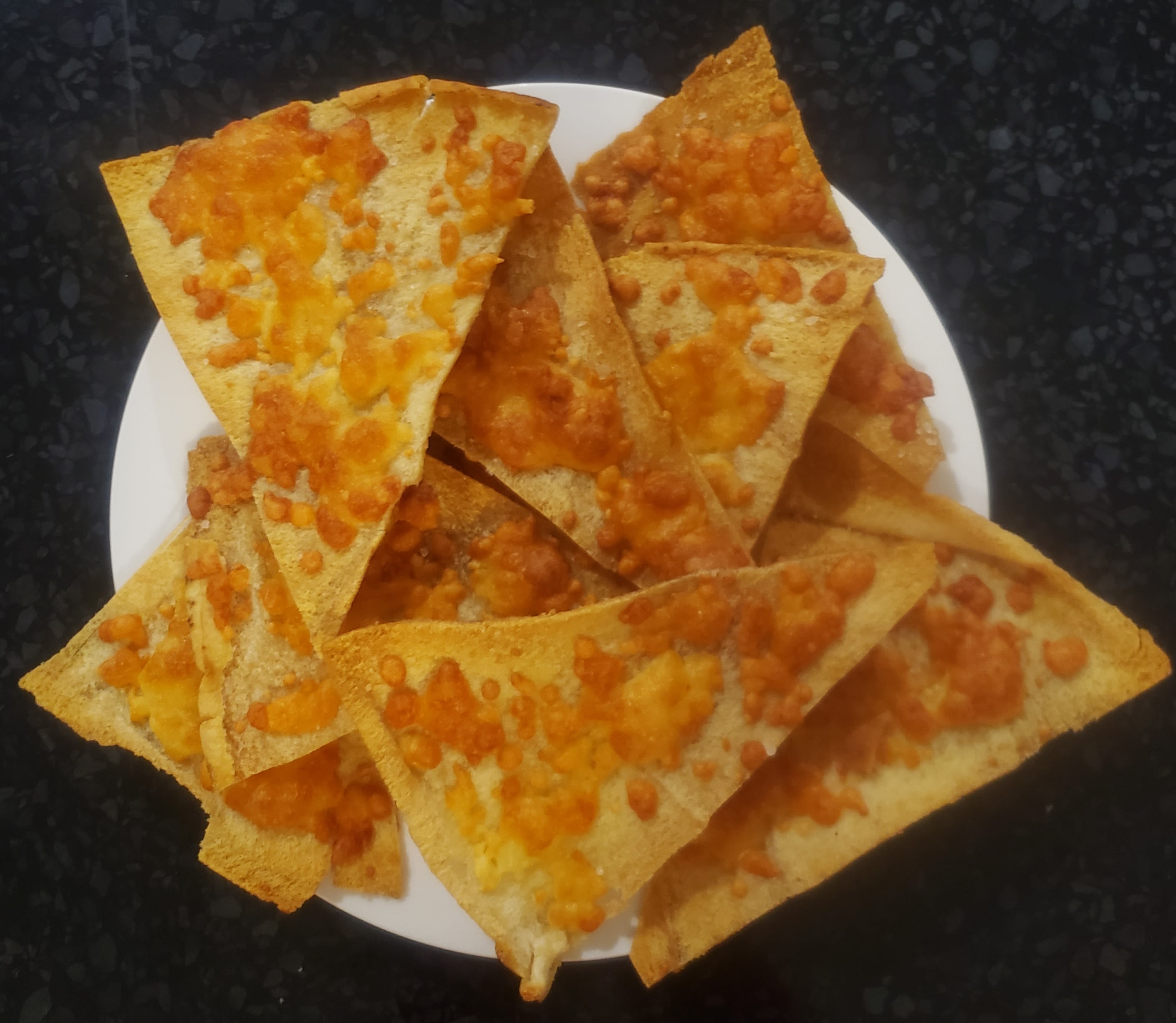 Cheesy Pita chips | bunch