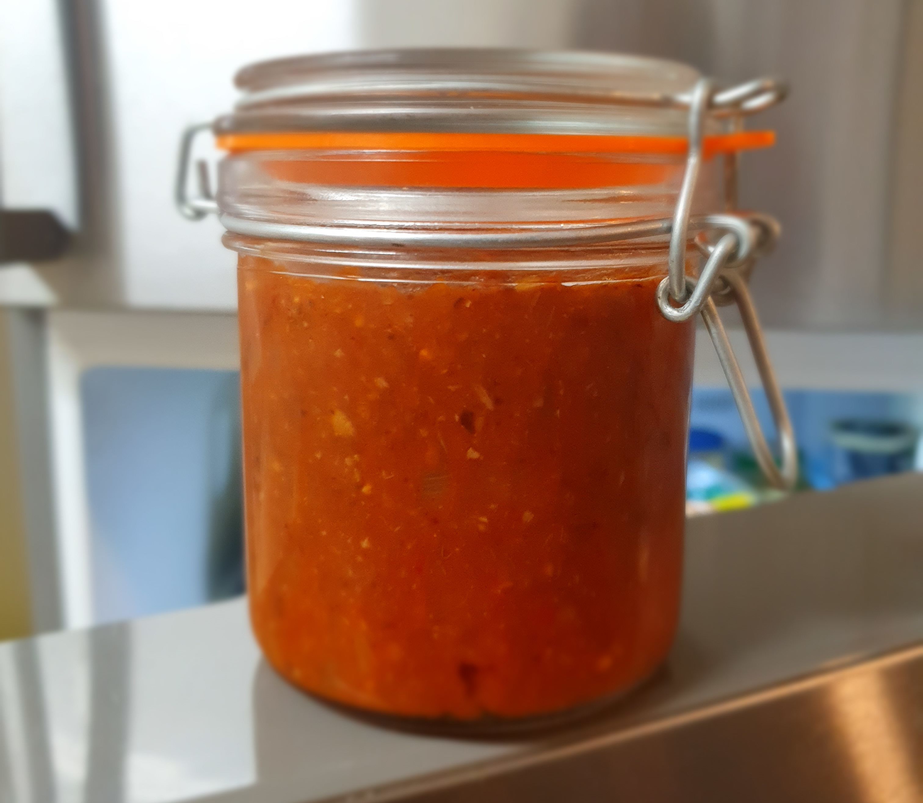 Smoky tomato chilli chutney | bunch