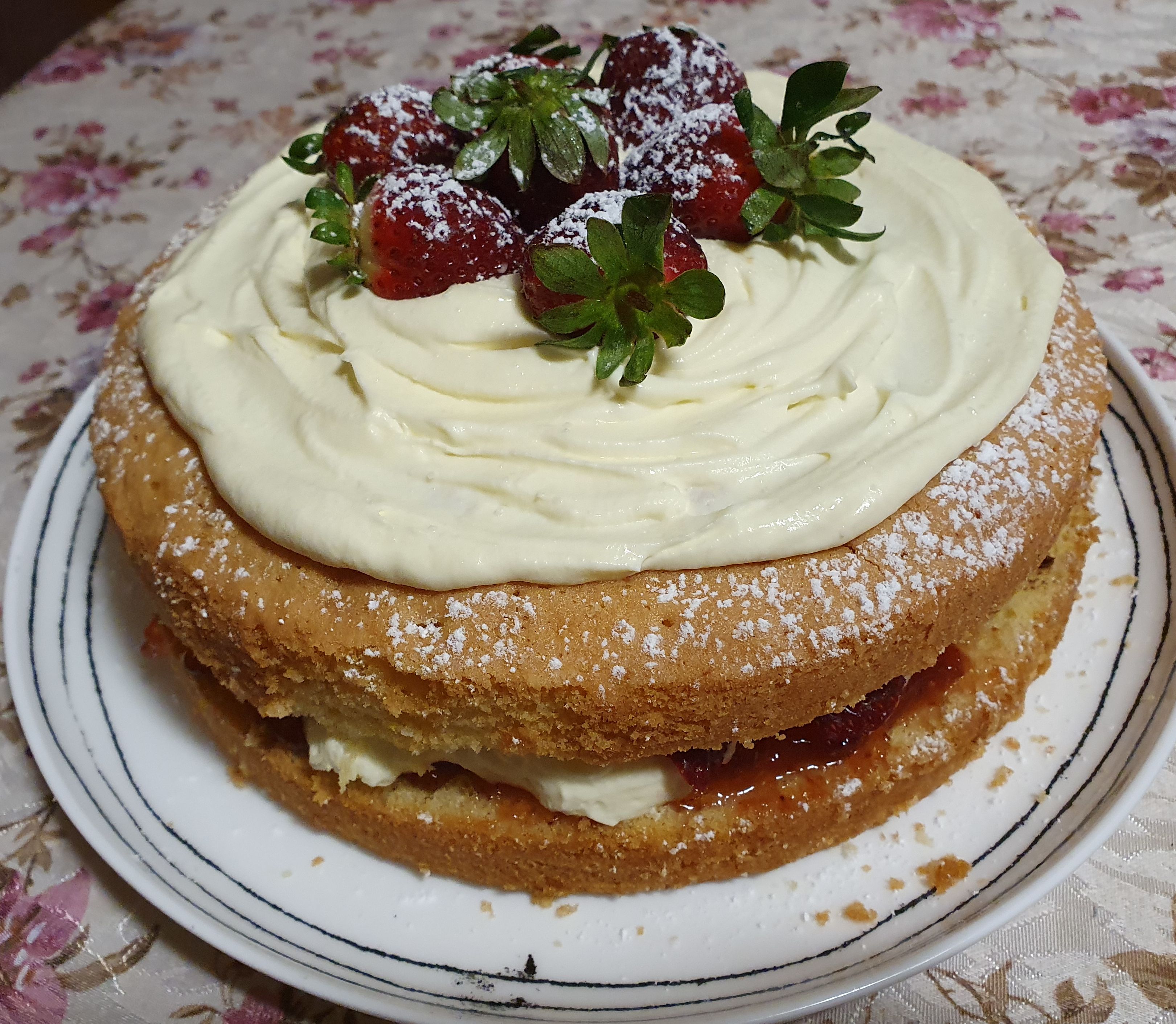 Victorian Sponge Cake | bunch