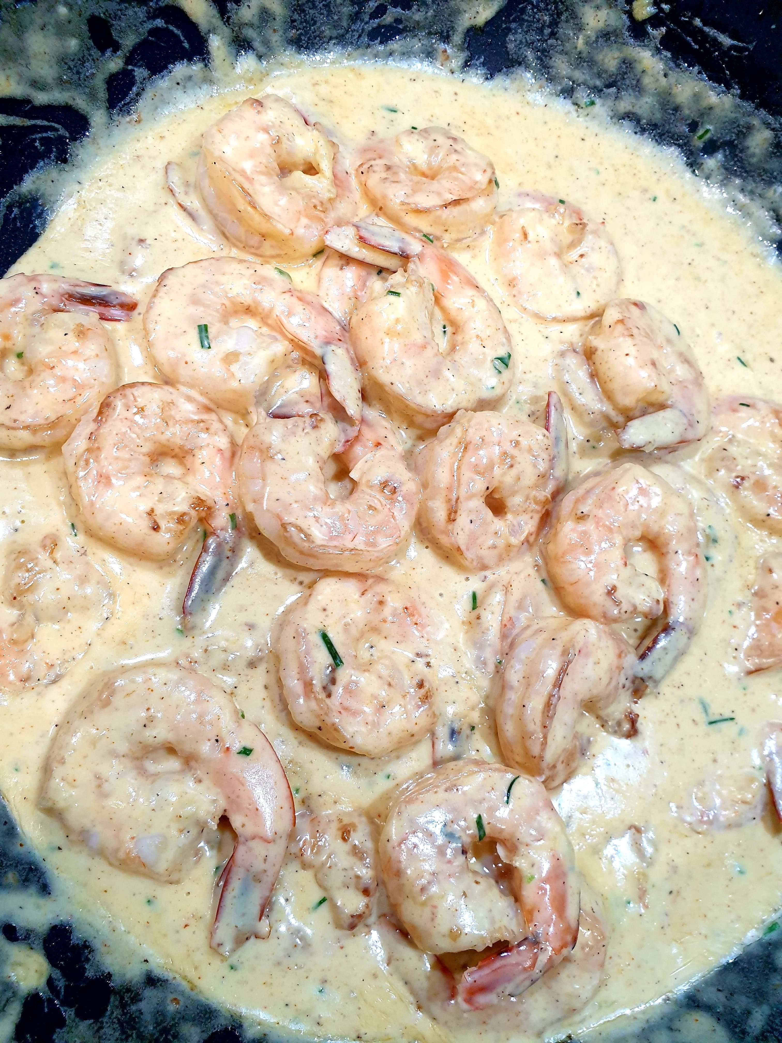 CREAMY CHILLI & GARLIC KING PRAWNS | bunch