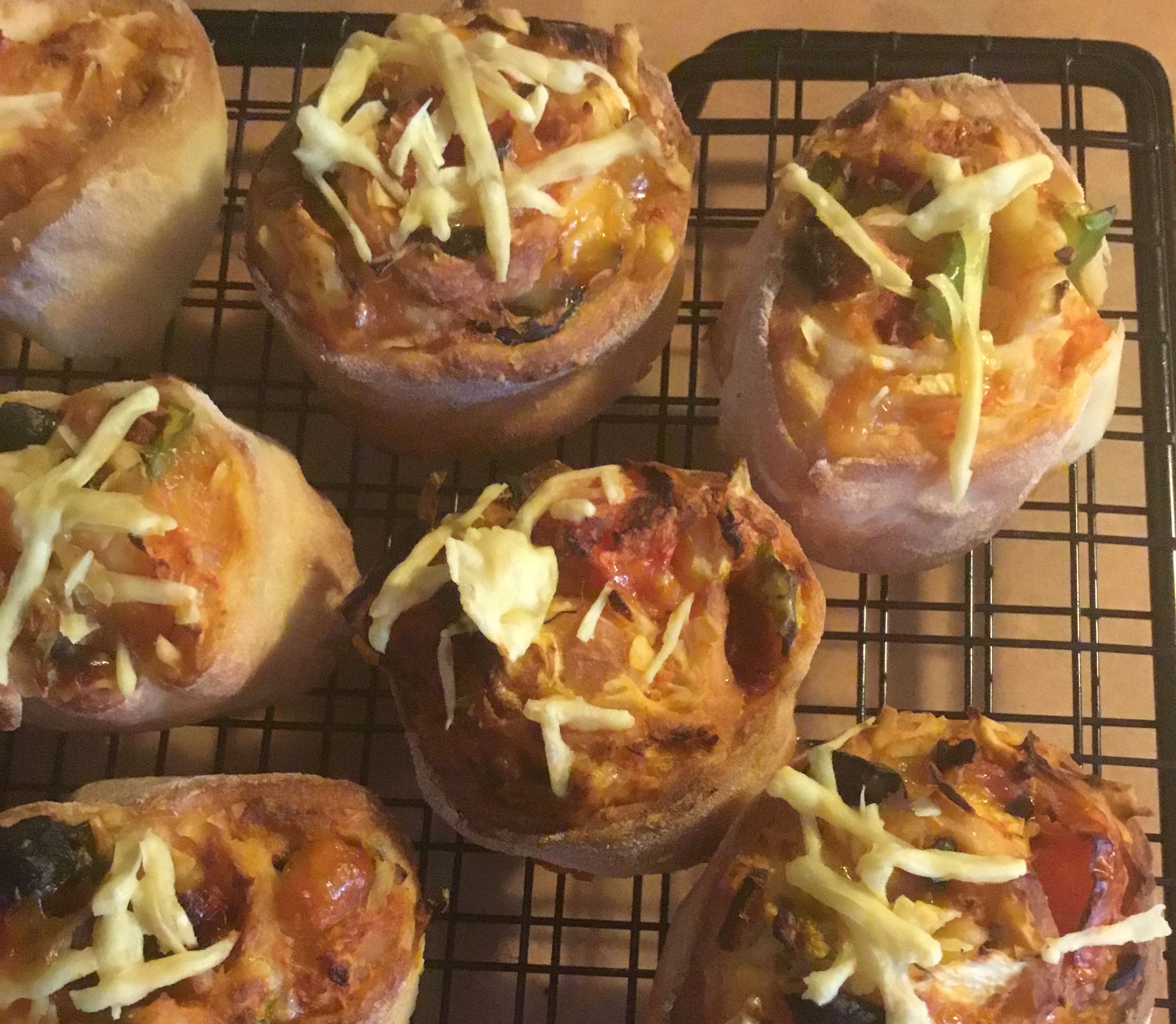 Pizza scrolls | bunch