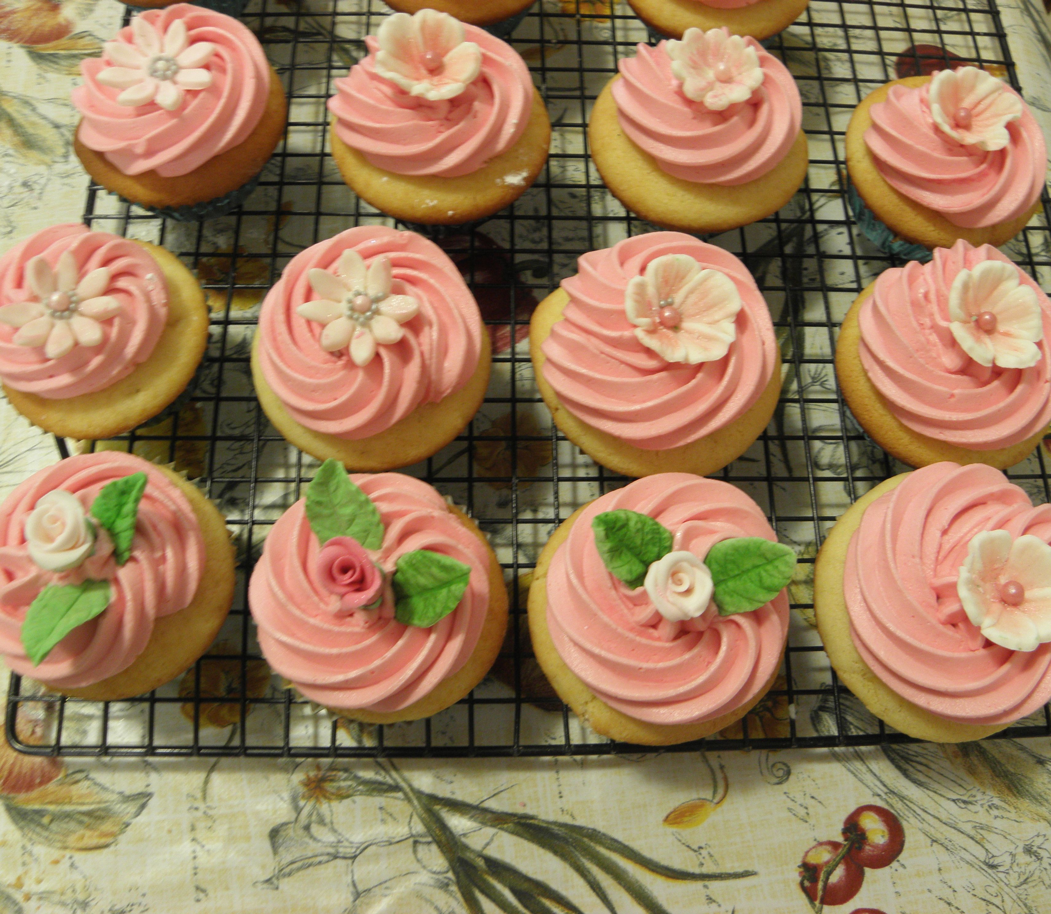 Vanilla Cupcakes | bunch