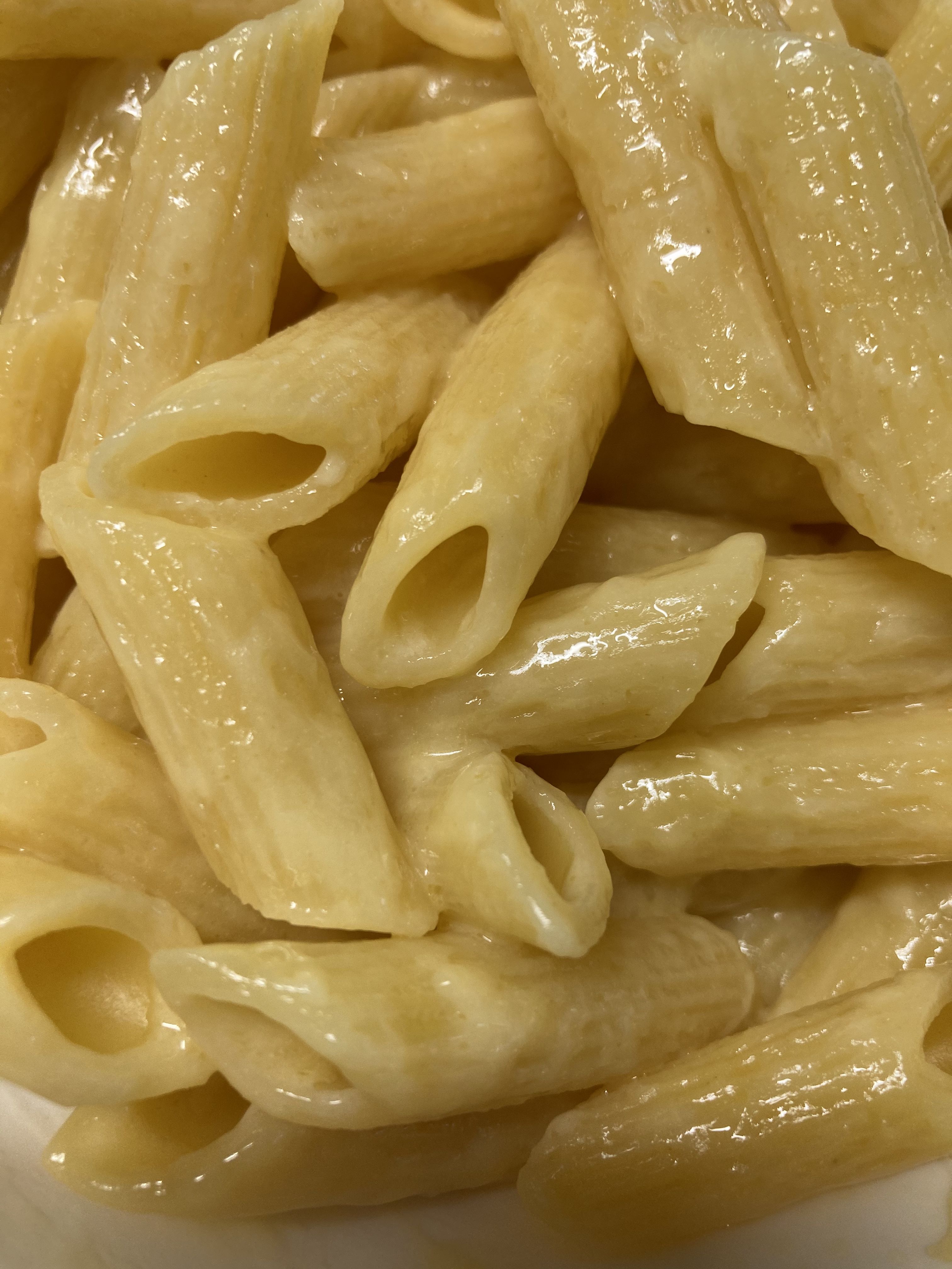 Two ingredient cheesy pasta | bunch