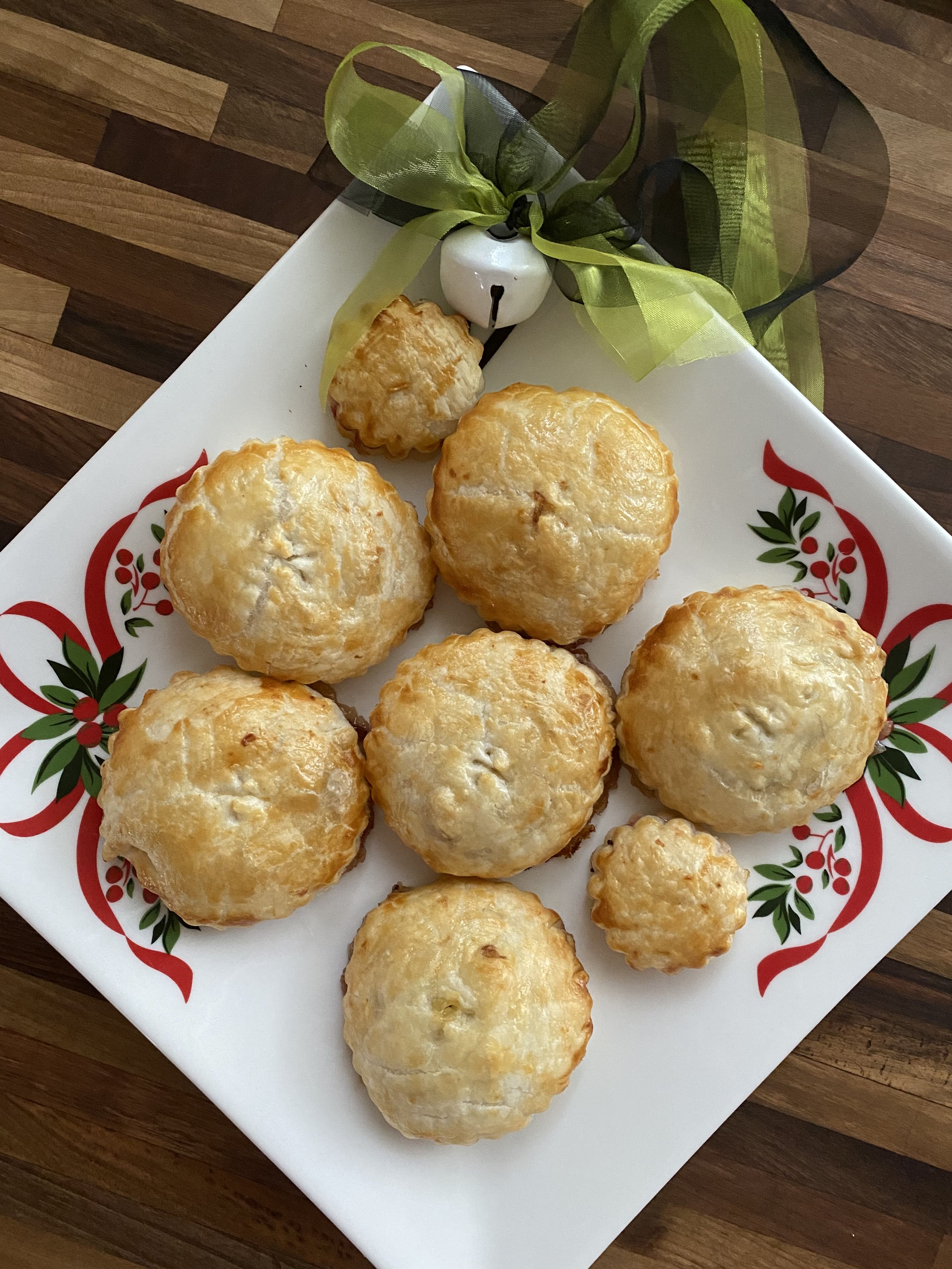 Brie and Cranberry Parcels 🎁 | bunch