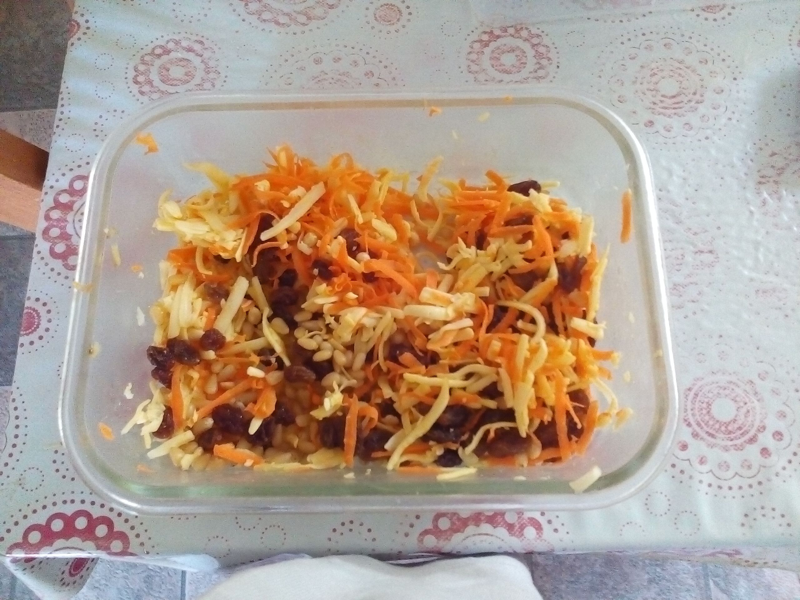 Carrot, Cheese and Sultana Salad | bunch