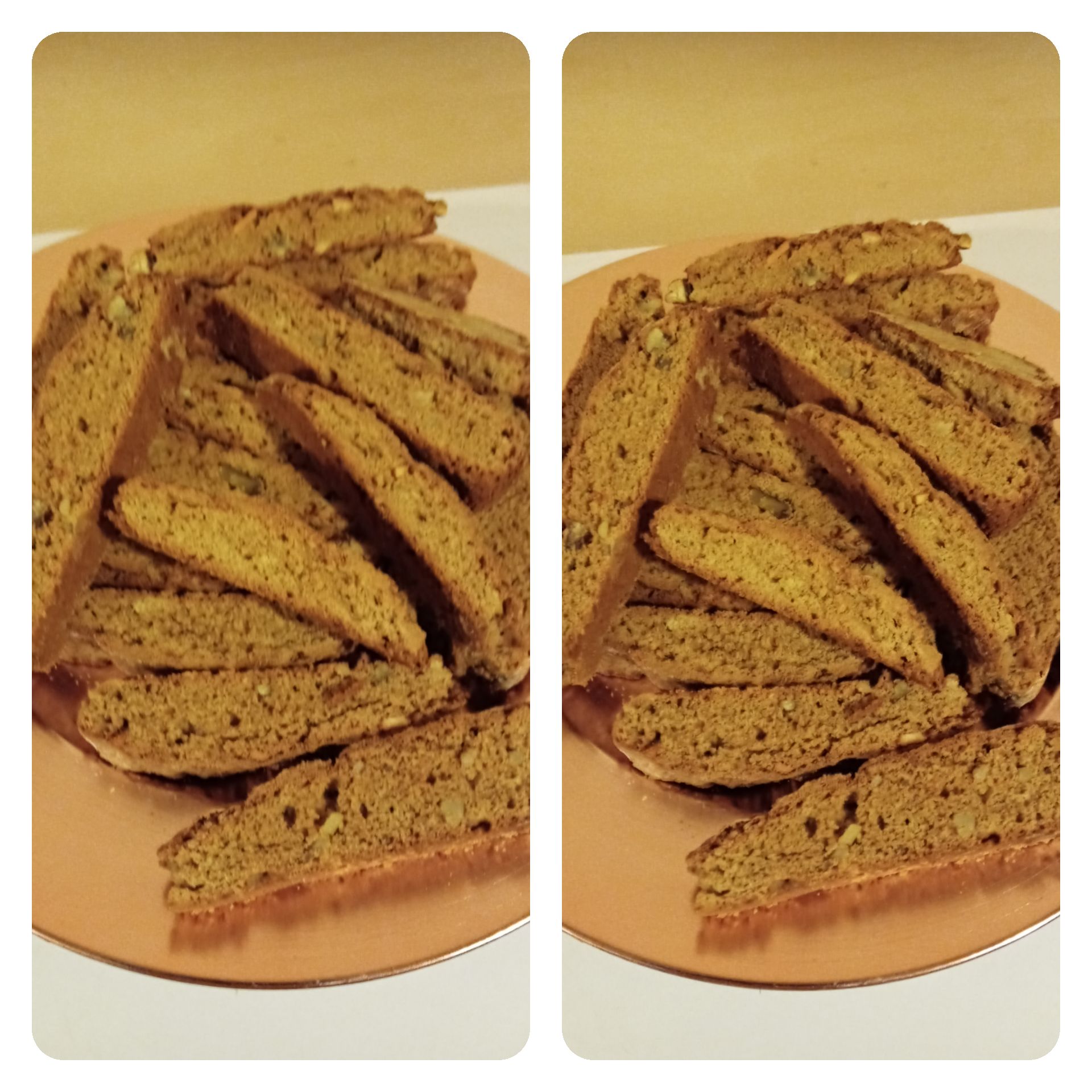 Gingerbread biscotti with pecans and almonds | bunch