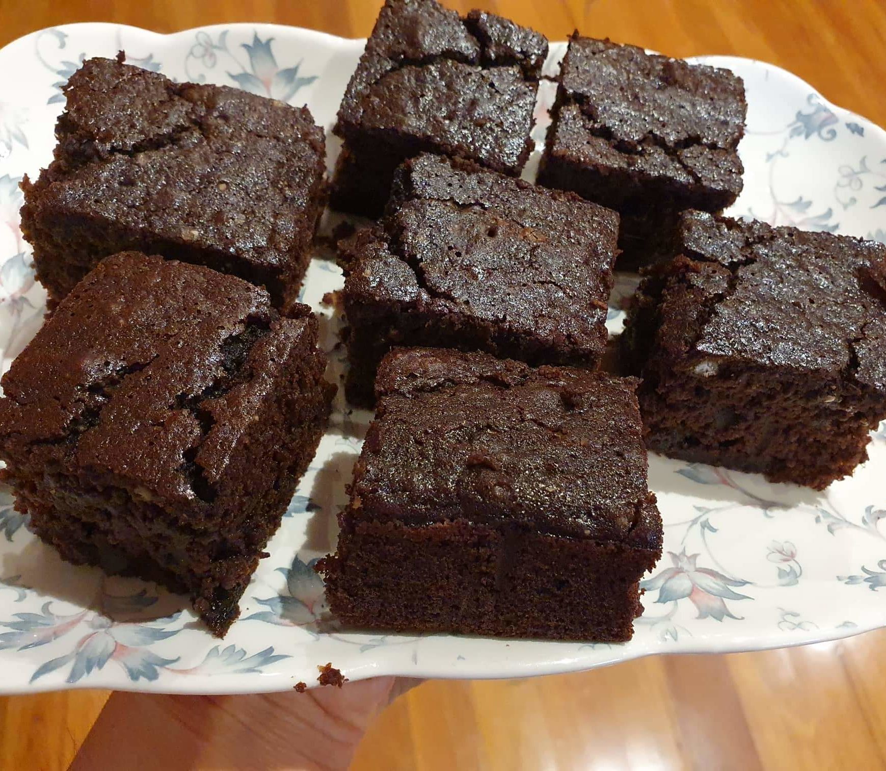 Dark Chocolate Sticky Date Brownies | bunch