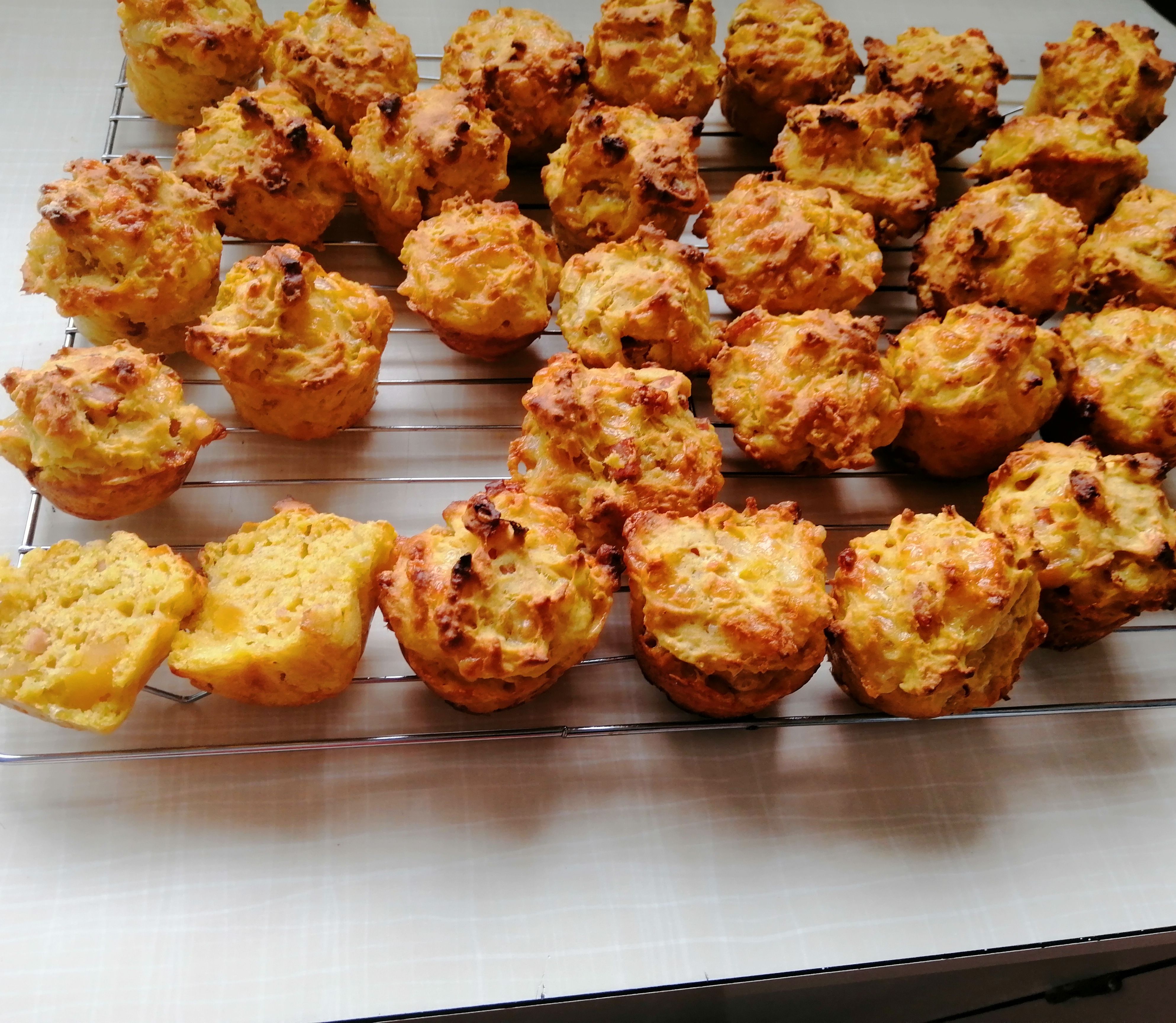 Curried Kumera and Bacon Muffins | bunch