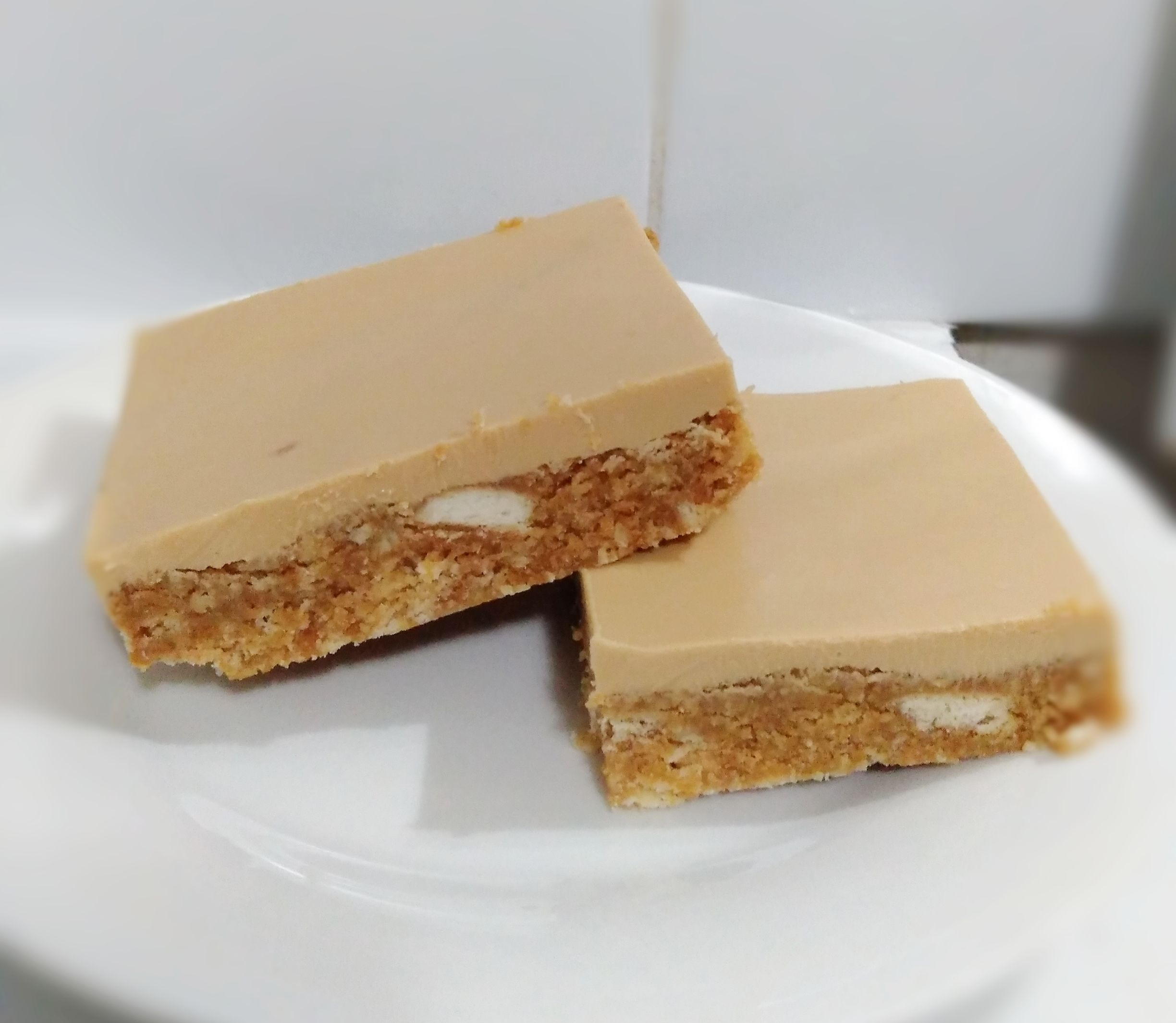 Caramel Hedgehog Slice | bunch