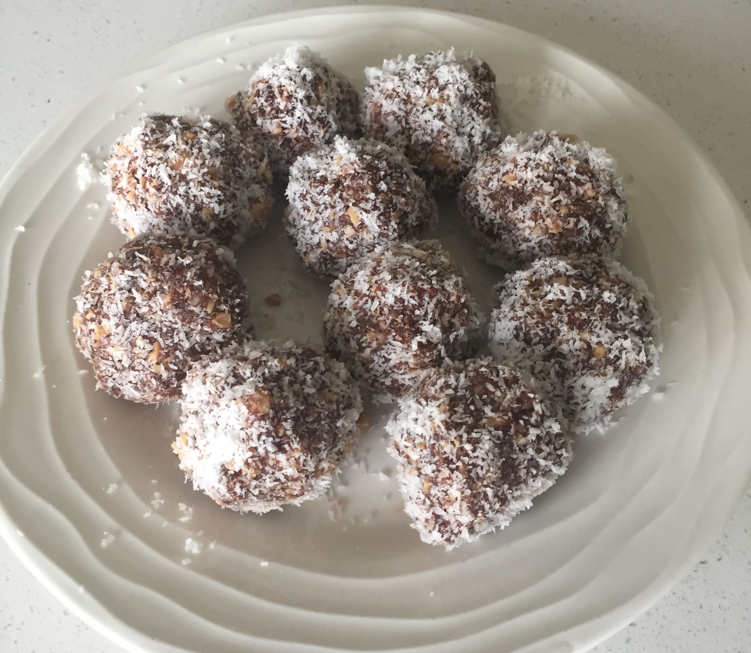 Choc Bliss balls | bunch