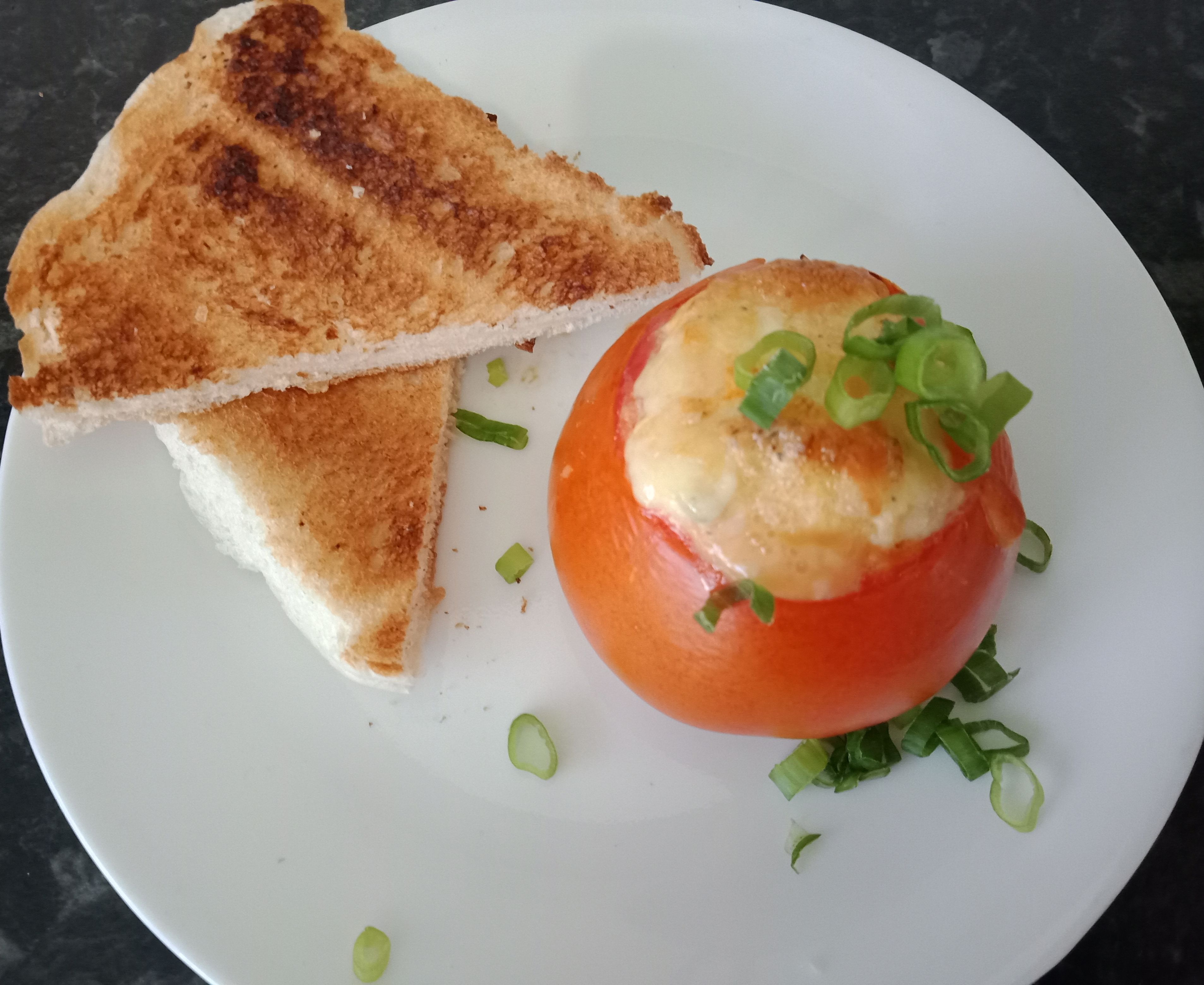 Breakfast Tomatoes with Bacon & Egg | bunch