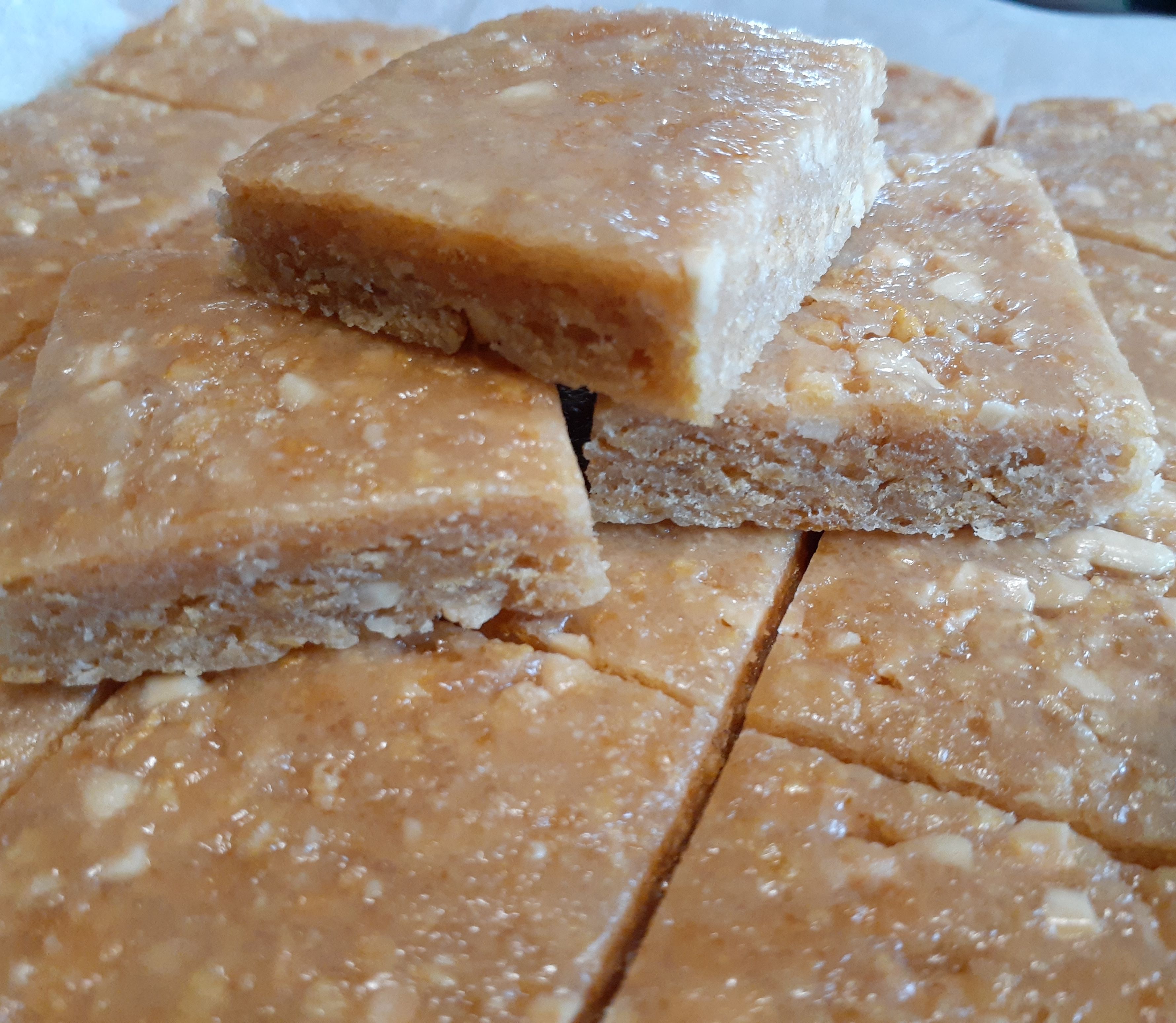 Chewy no bake slice | bunch