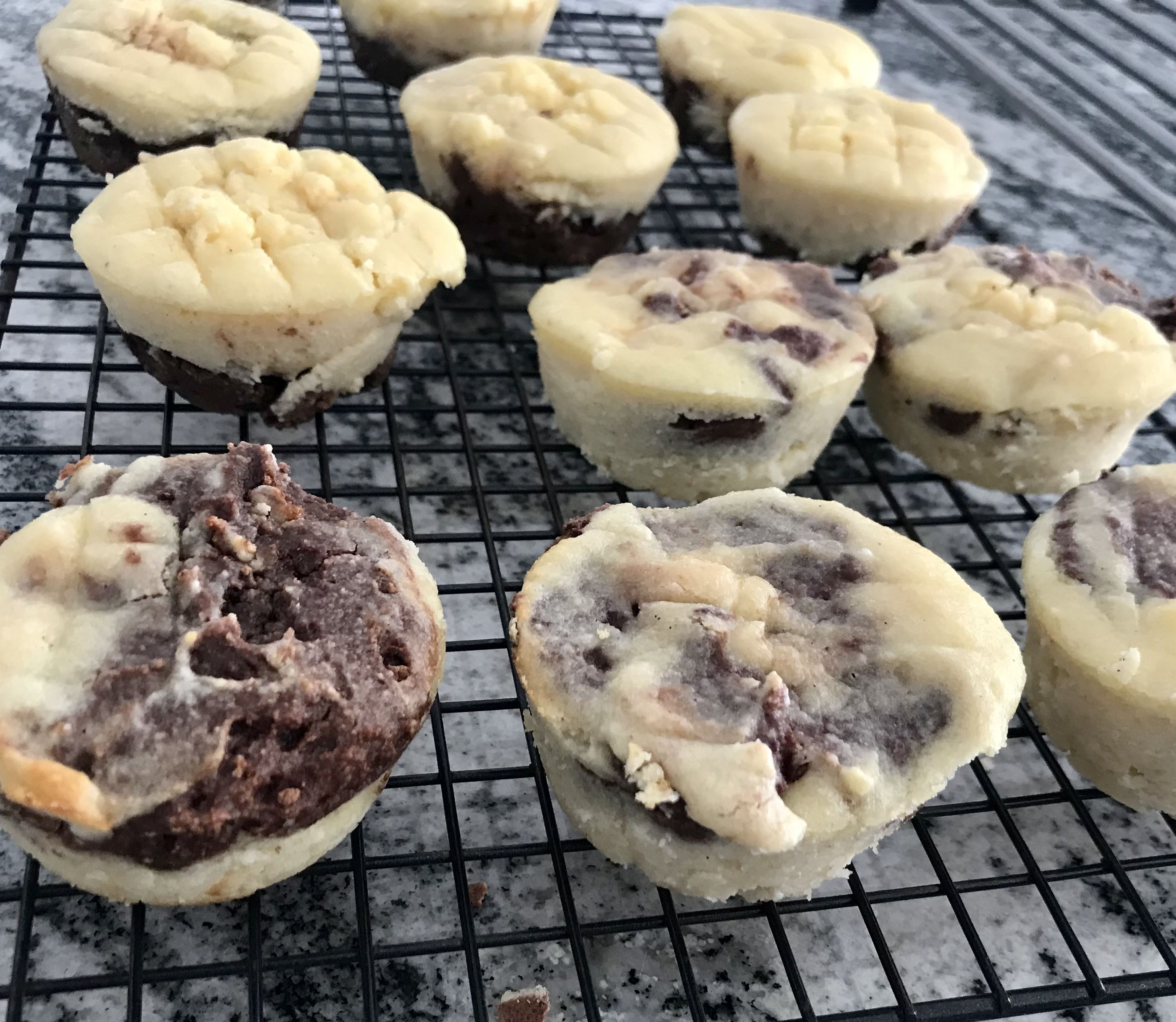 Marbled Ricotta Cheesecakes | bunch