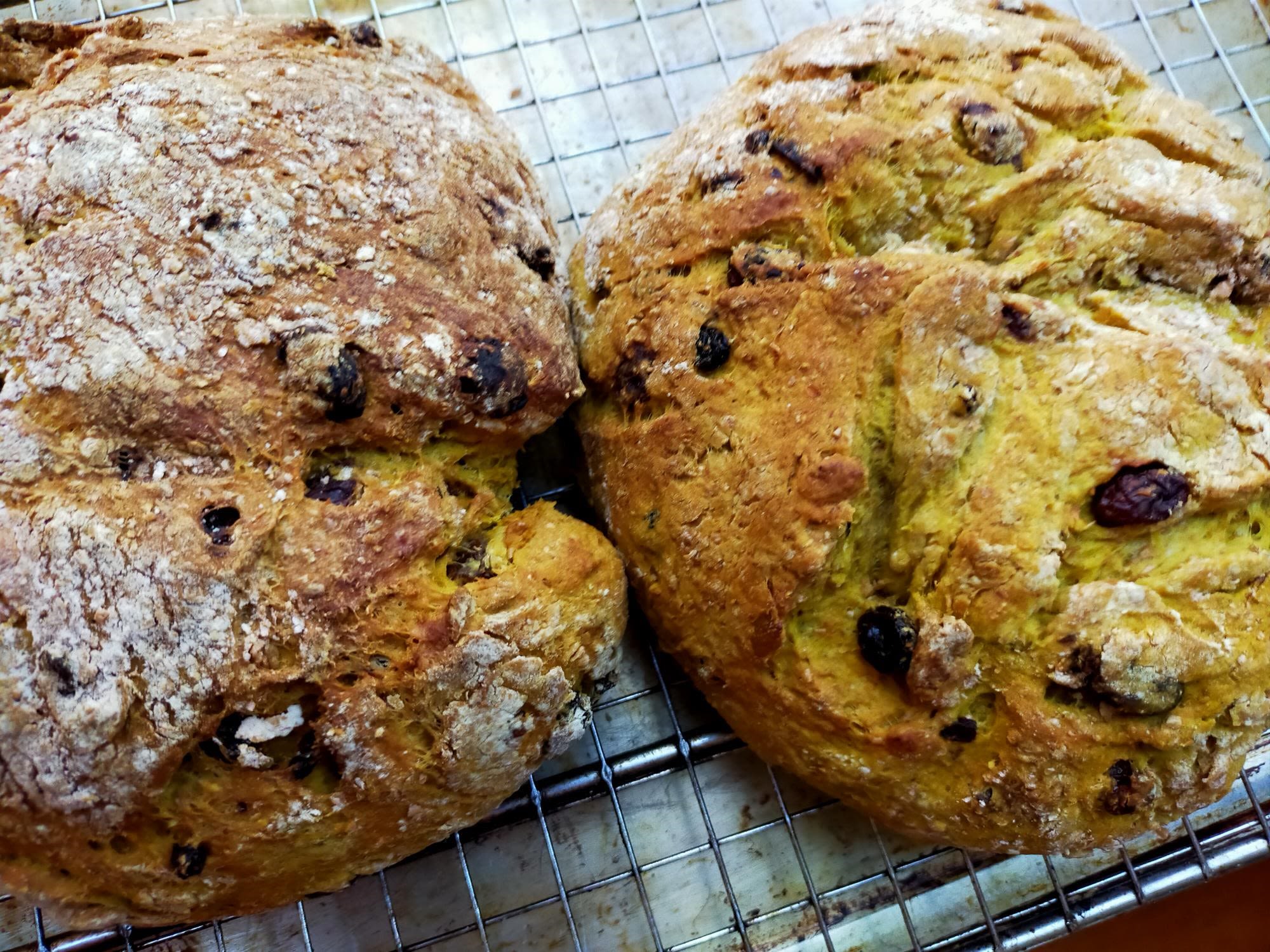 Rustic Fruity Brown Bread | bunch